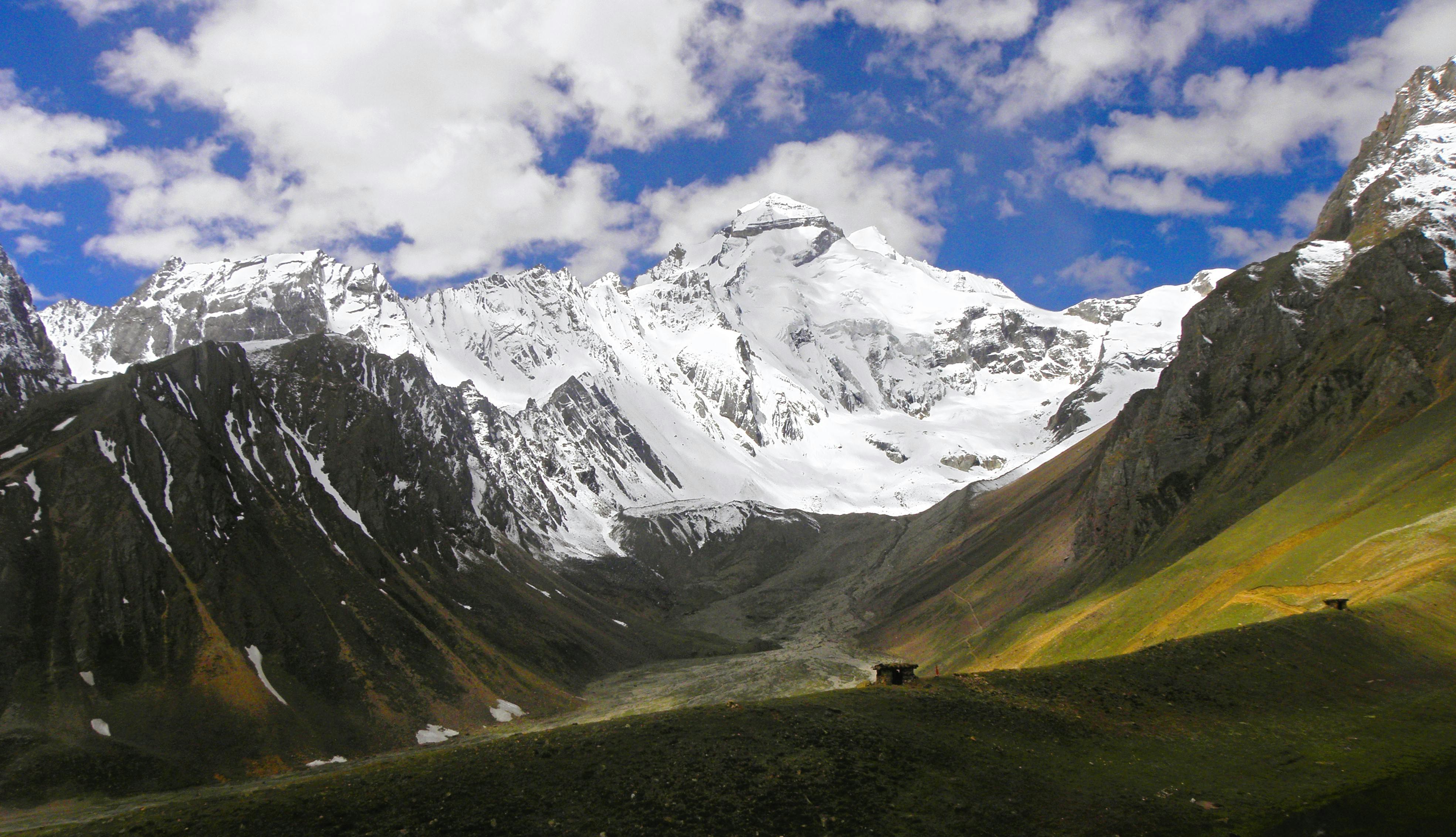 Heera+Rajagopal Photos, Download The BEST Free Heera+Rajagopal Stock ...