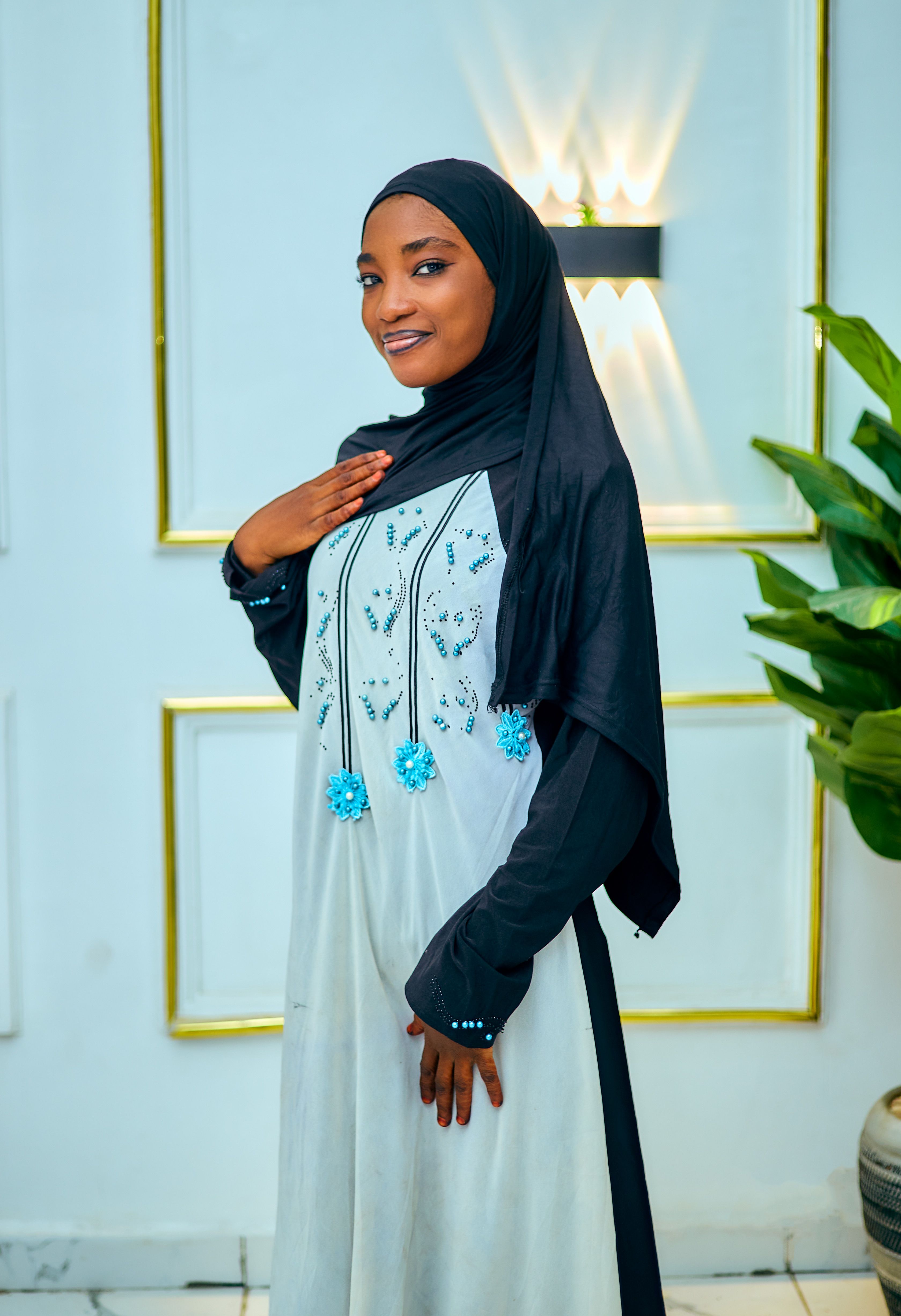 Modest Hijab In Light Colors Photos, Download The BEST Free Modest ...