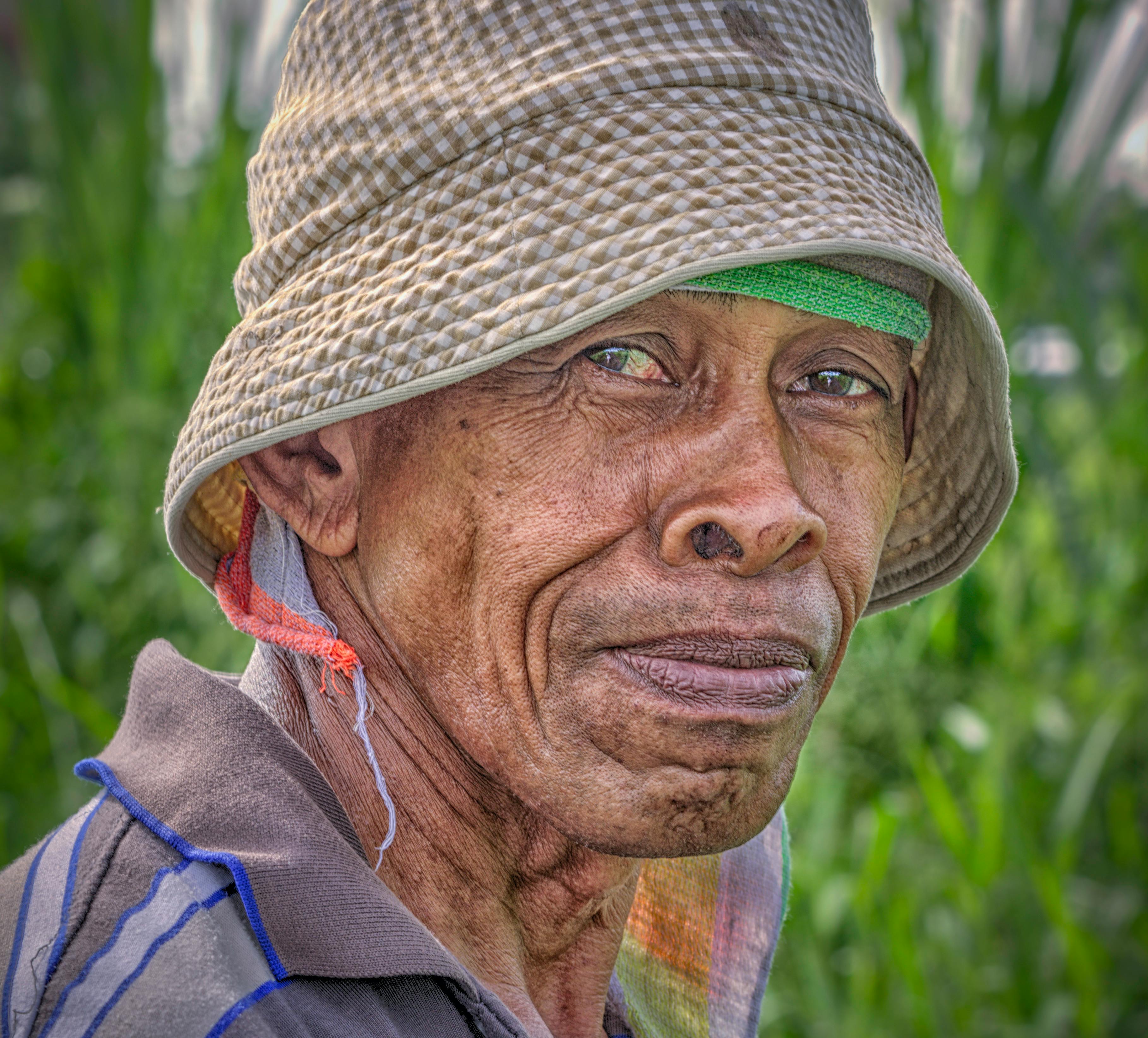 Person In Nature Looking Peaceful Photos, Download The BEST Free Person ...