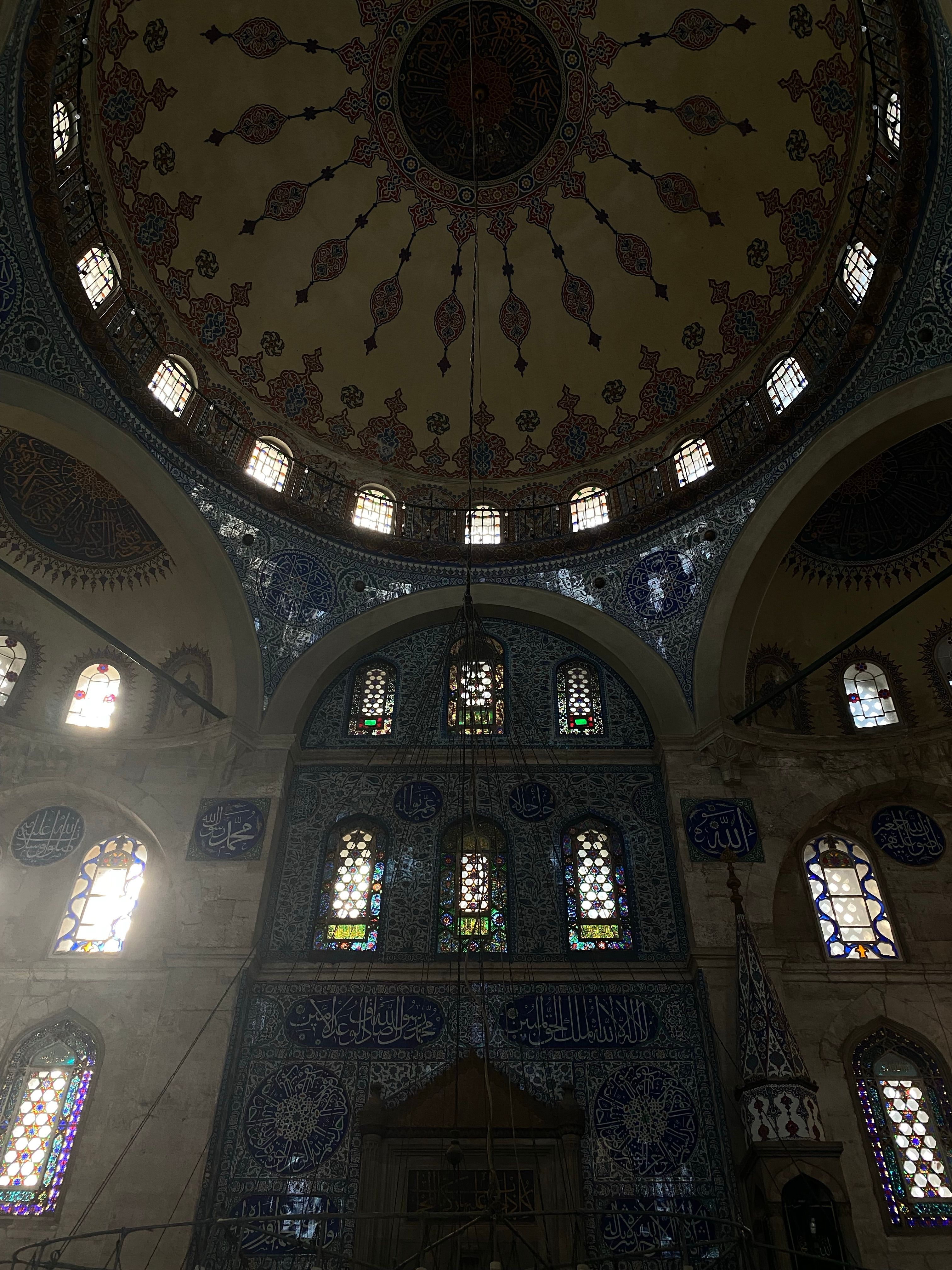 Majestic Interior of a Traditional Islamic Mosque · Free Stock Photo