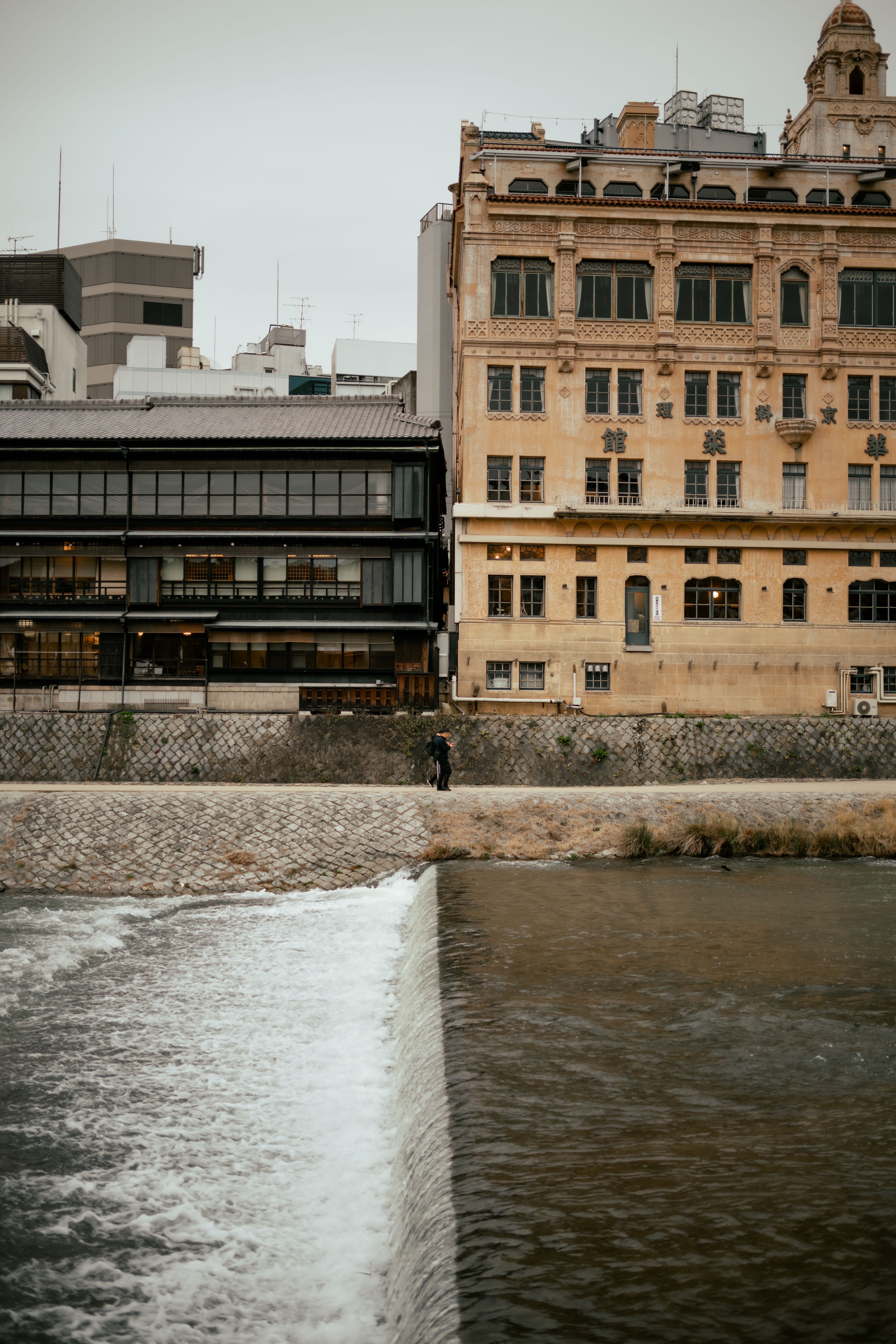 Historic Riverside Buildings in Kyoto, Japan · Free Stock Photo