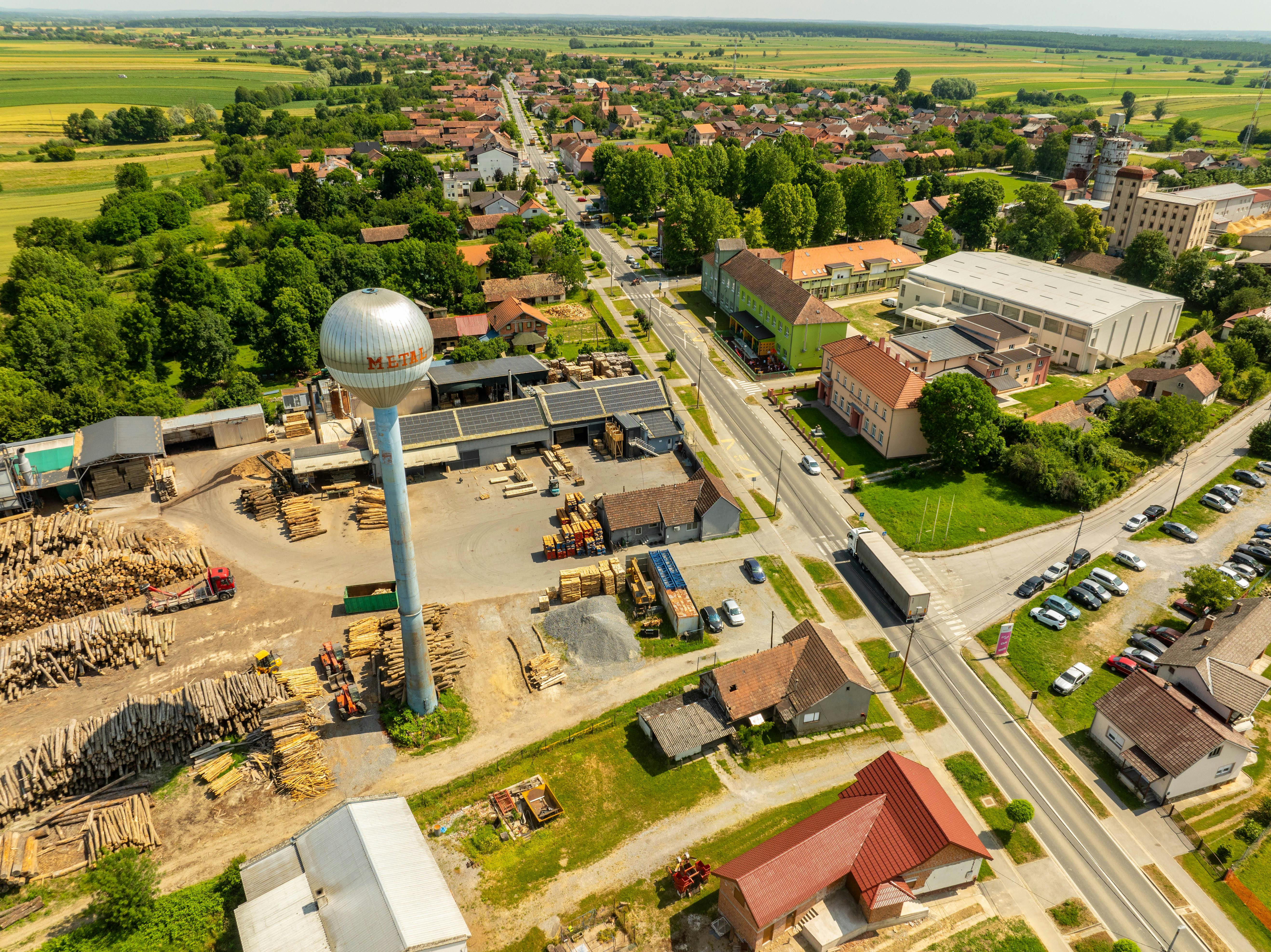 Aerial View of Industrial Area in Hercegovac, Croatia · Free Stock Photo