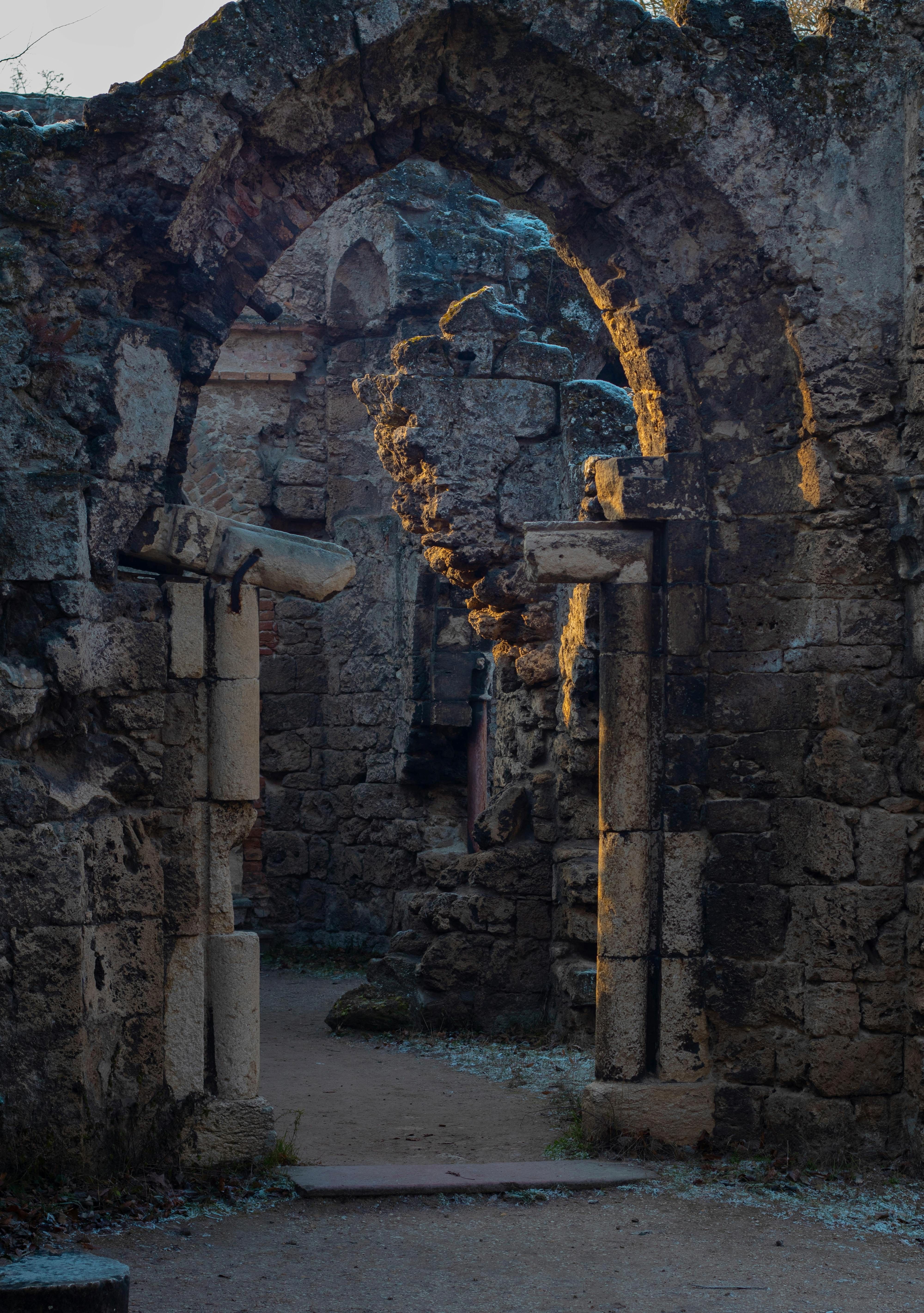 Ancient Stone Archway Ruins at Sunrise · Free Stock Photo