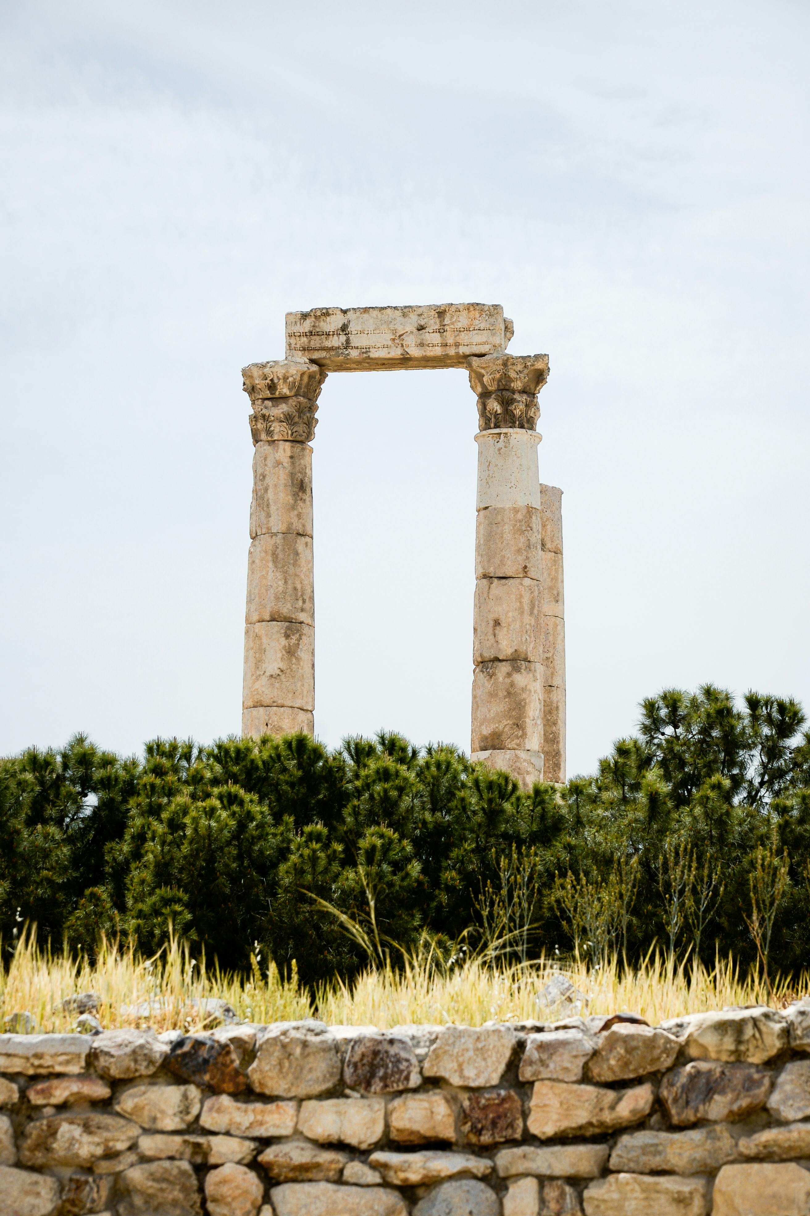 Colonnes Corinthiennes Romaines Antiques à Amman · Photo gratuite