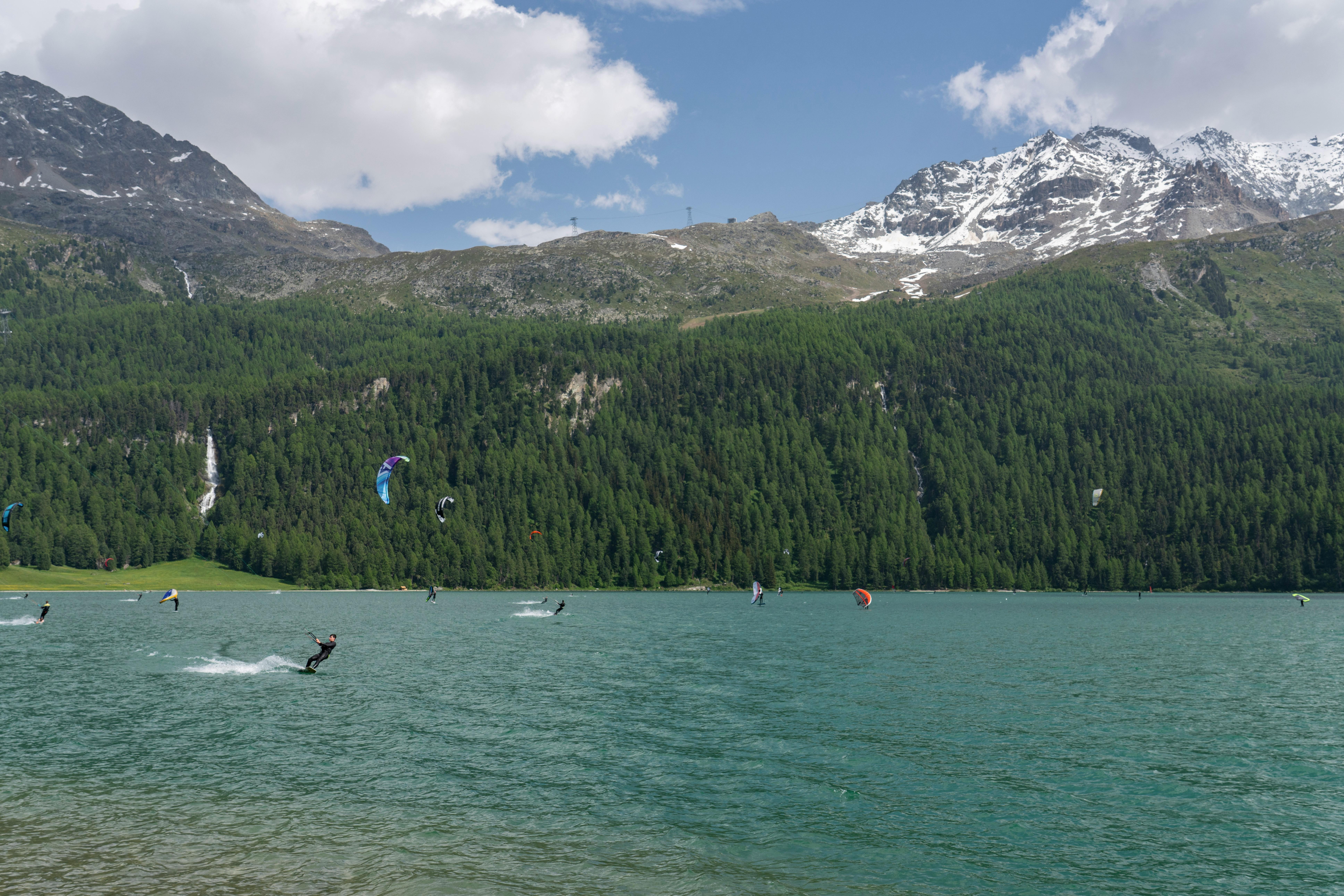 Kitesurfing Adventure on Alpine Lake Waters · Free Stock Photo