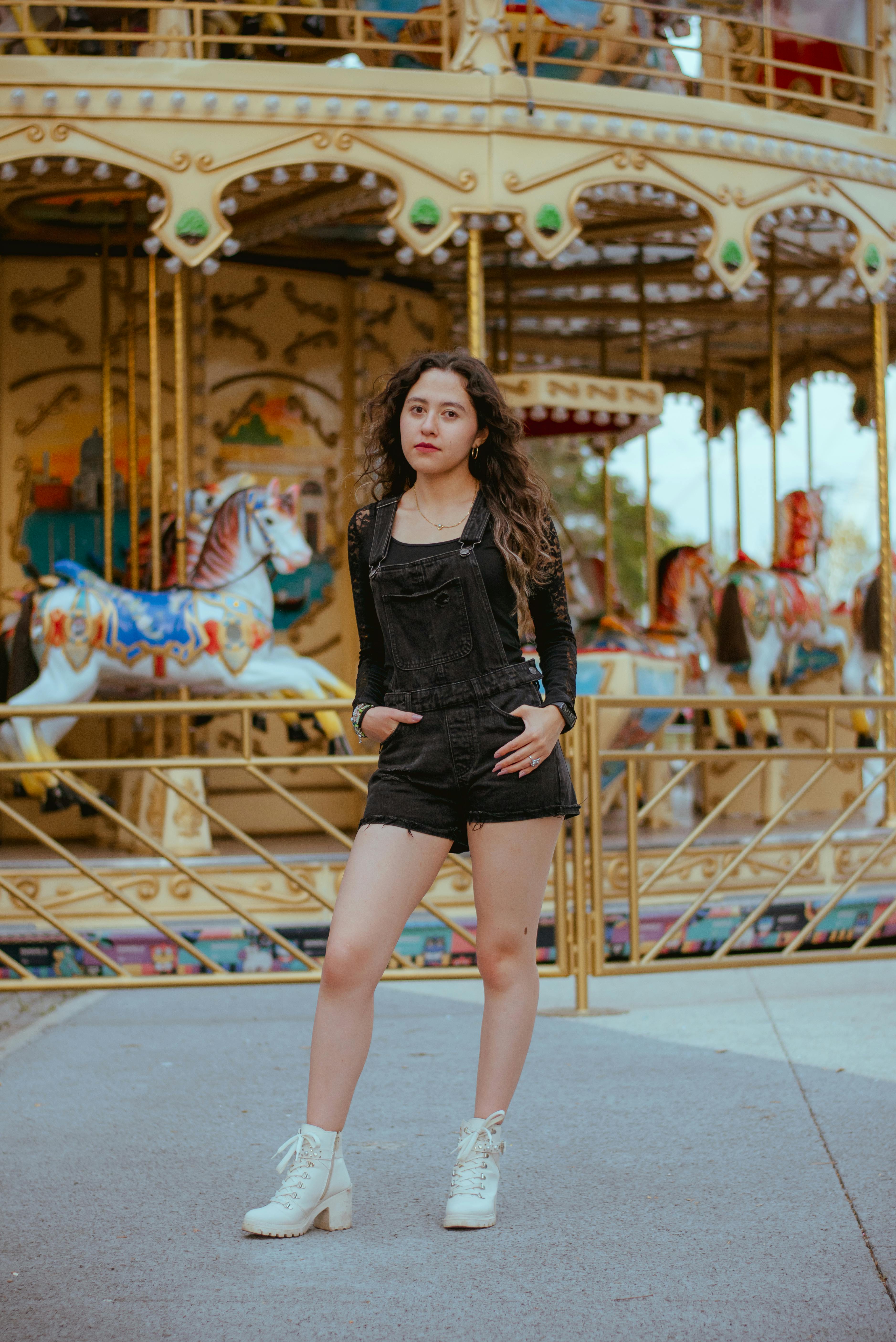 Female In Short Shorts Photos, Download The BEST Free Female In Short ...