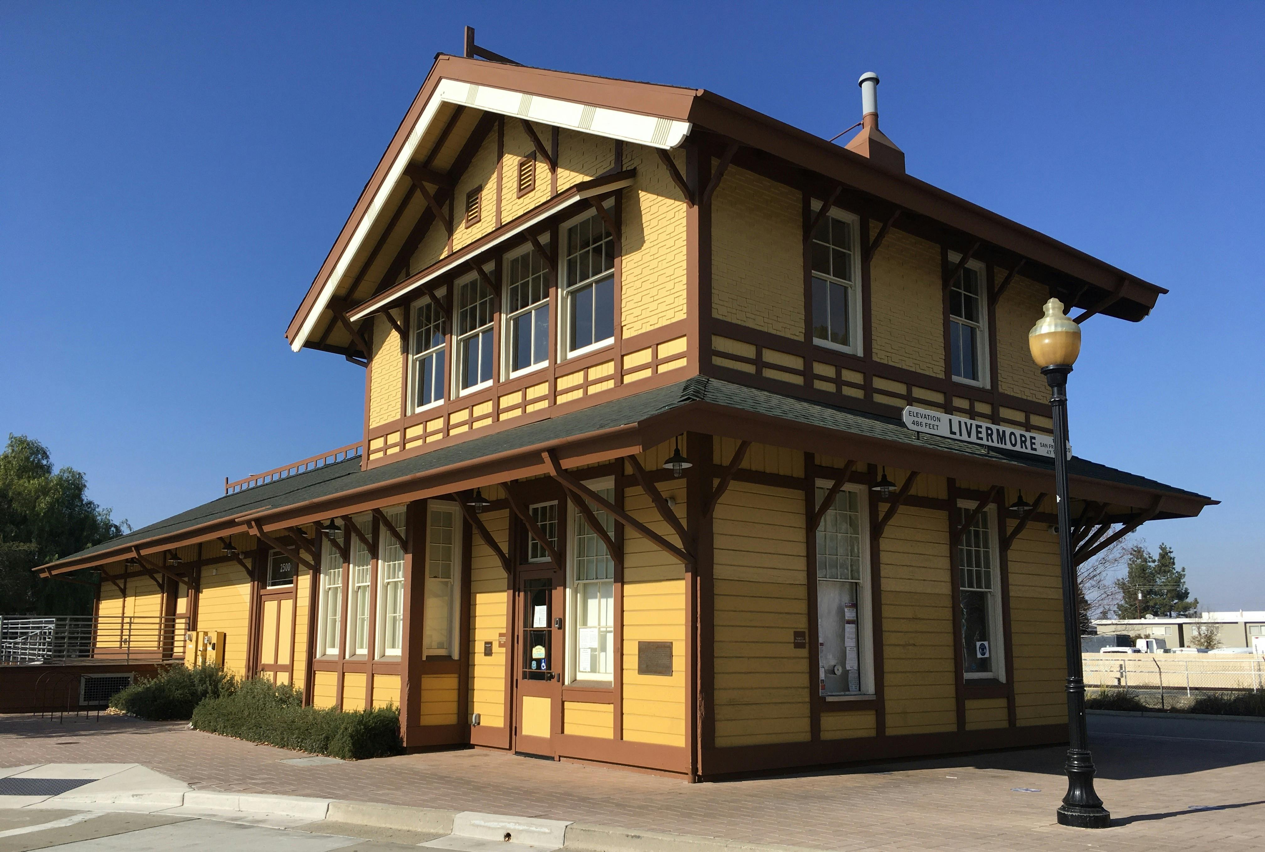 Historic Livermore Train Station in California · Free Stock Photo