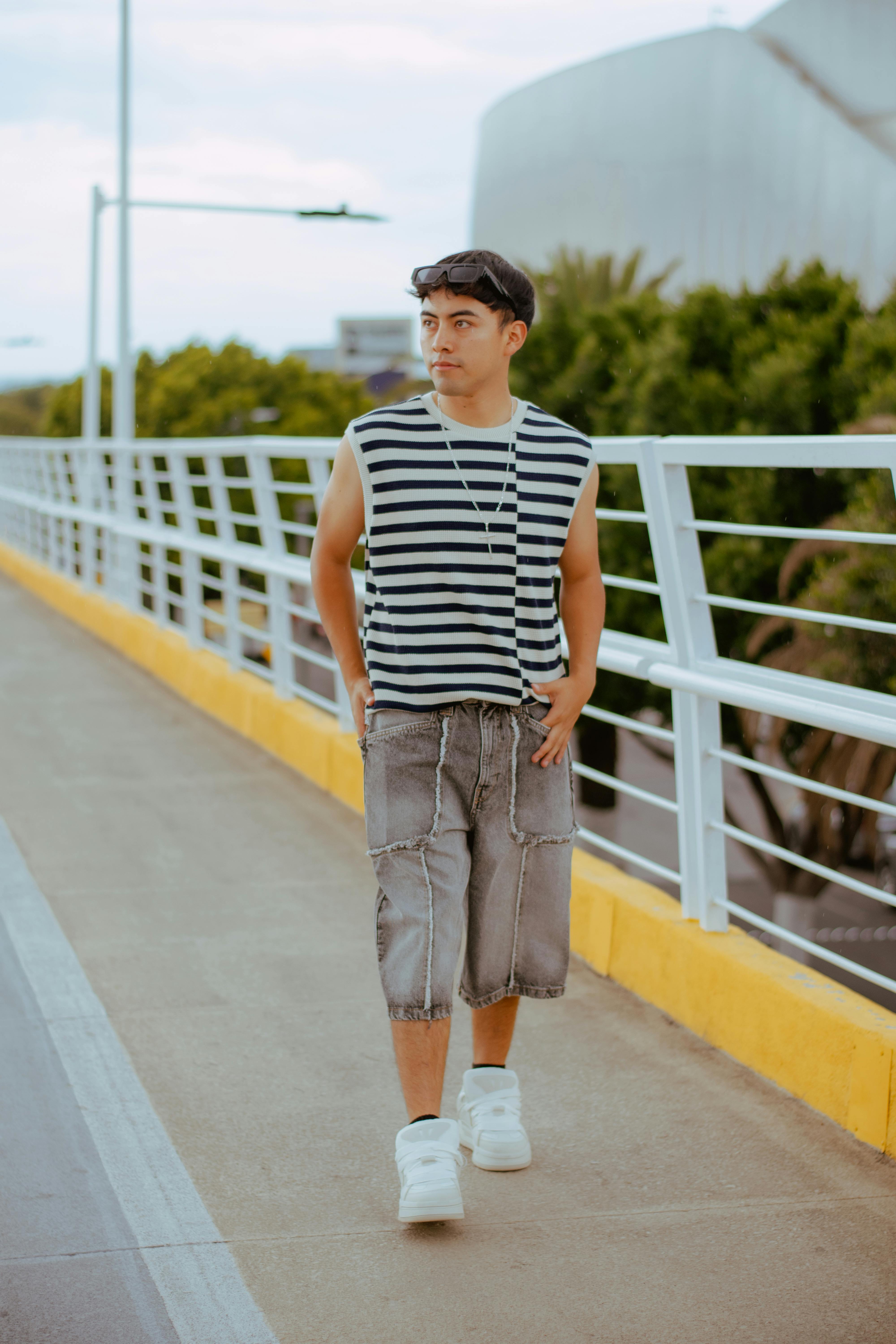 Relaxed Walk Photos, Download The BEST Free Relaxed Walk Stock Photos ...