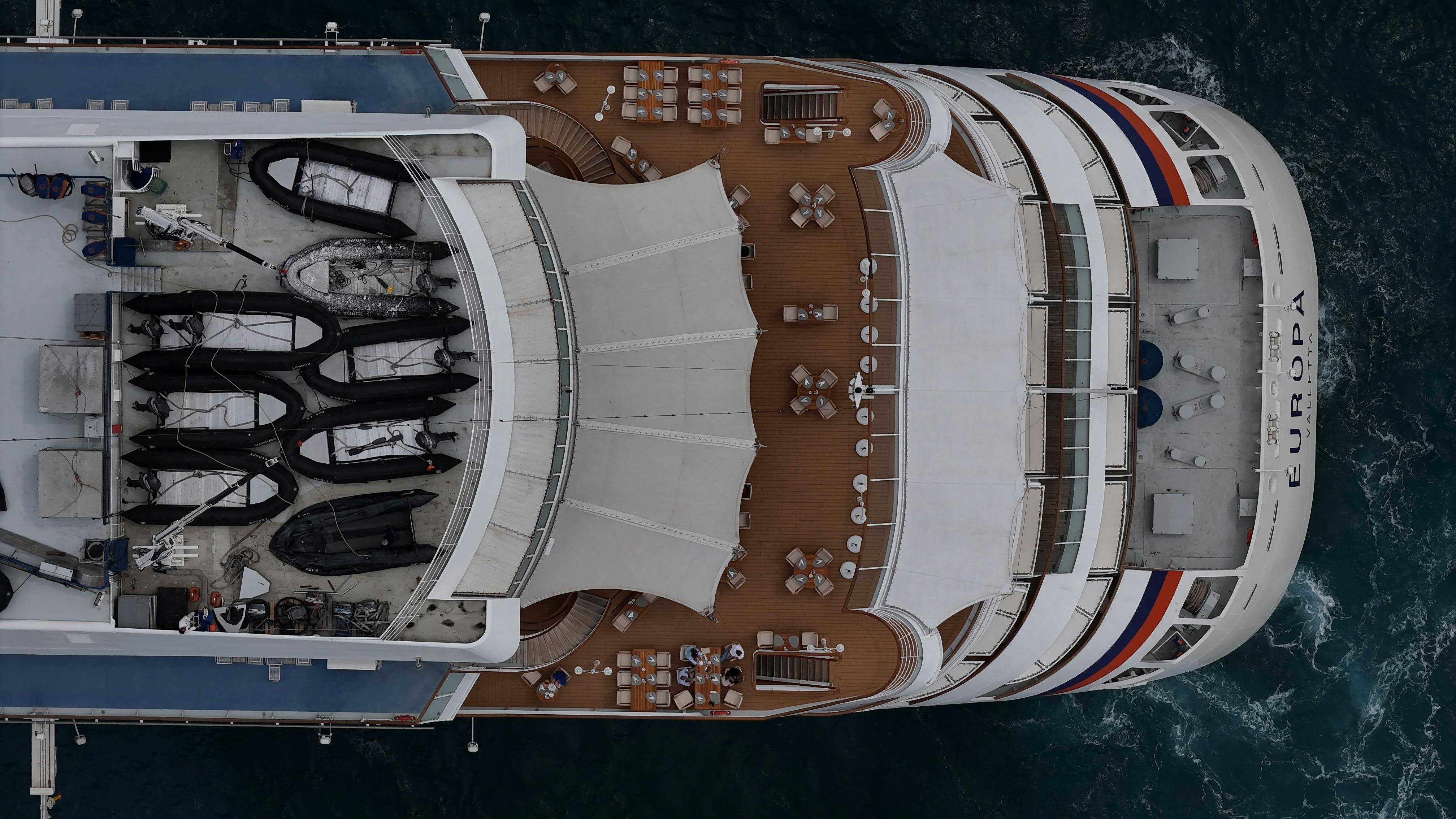 Tables Photos, Download The BEST Free Tables Stock Photos & HD Images