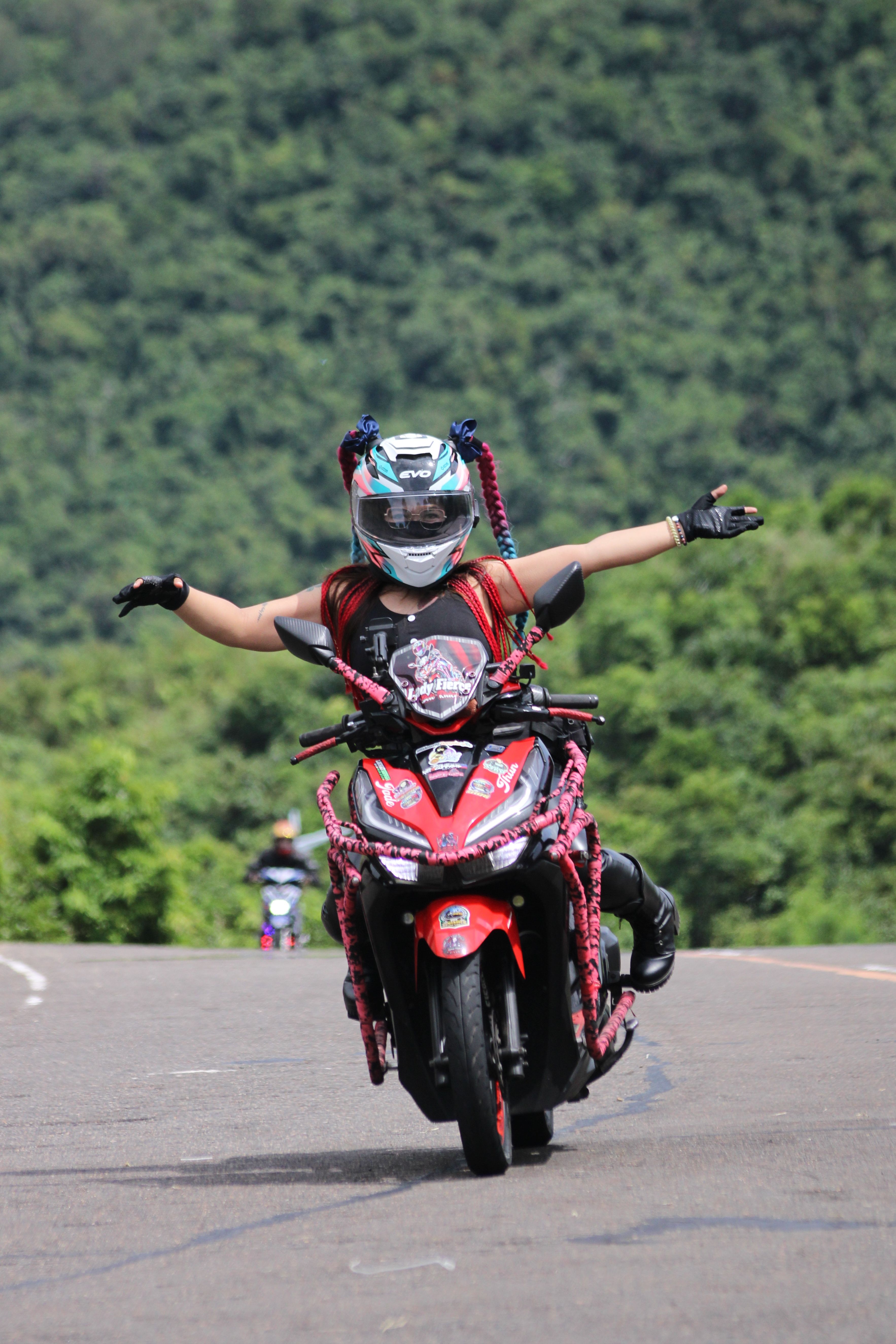No Hands Photos, Download The BEST Free No Hands Stock Photos & HD Images