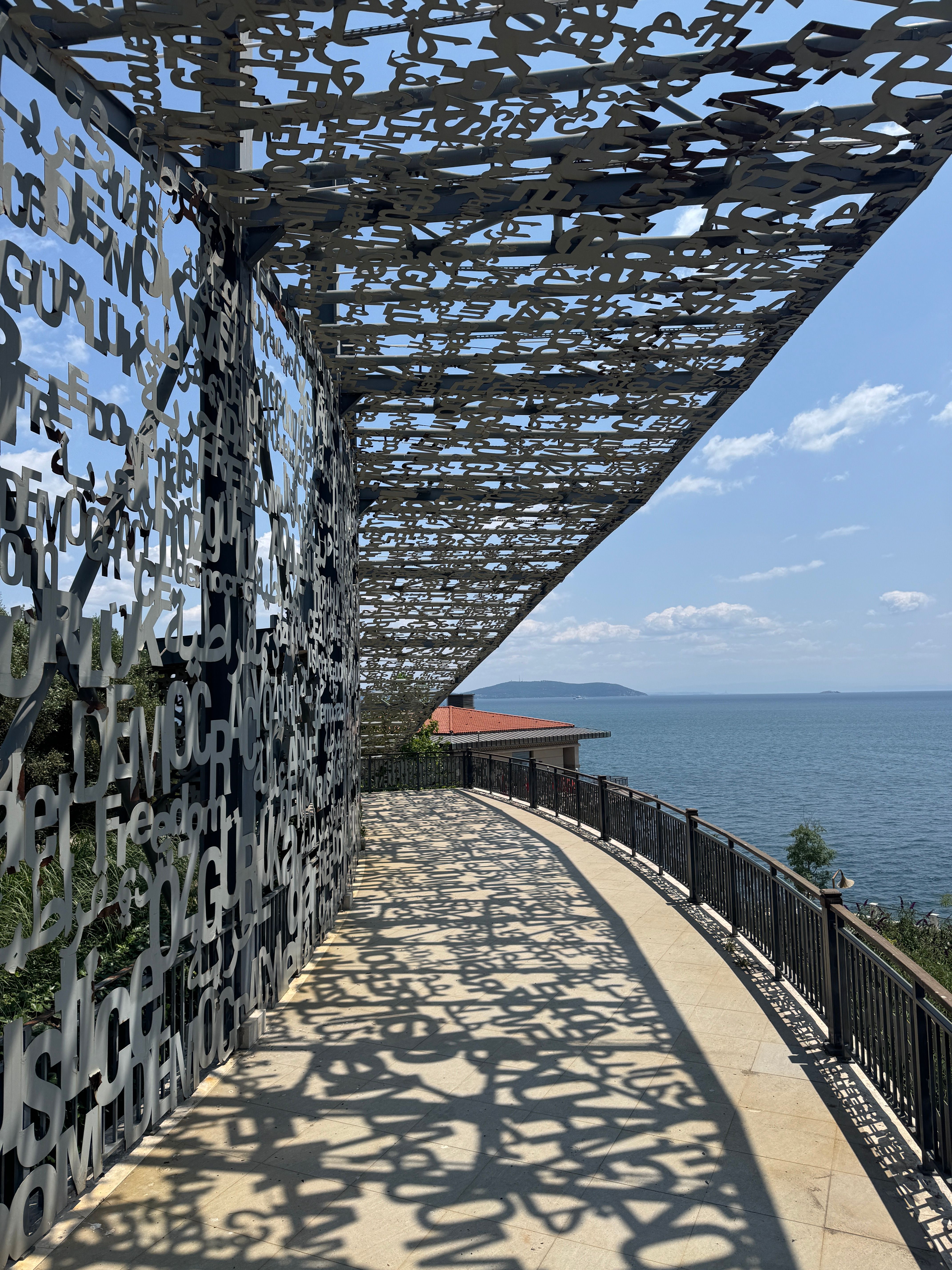 Modern Architectural Walkway by the Seaside · Free Stock Photo
