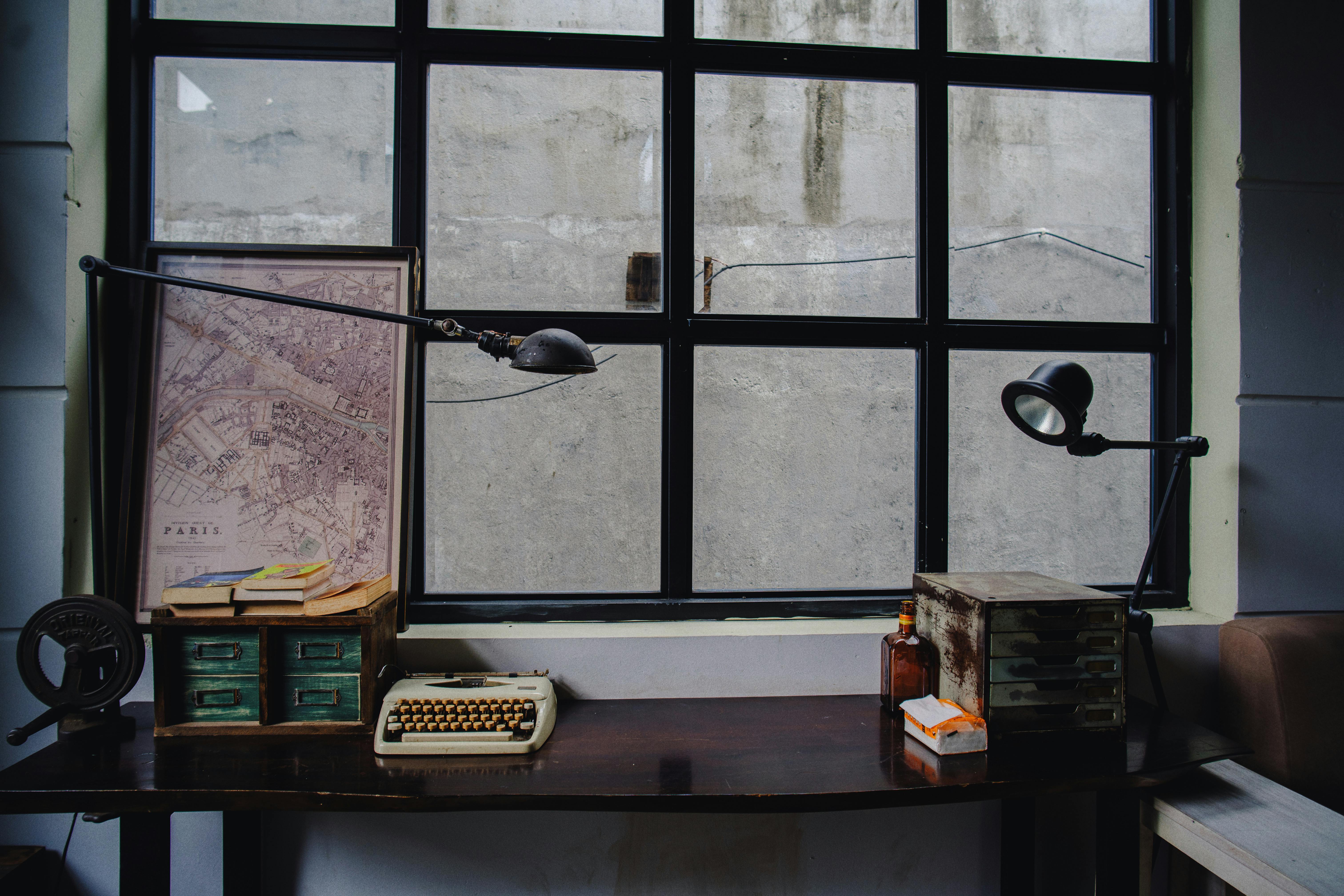 45 Industrial Style Decor Ideas for Modern Lofts - Dallas Single (Mom ...