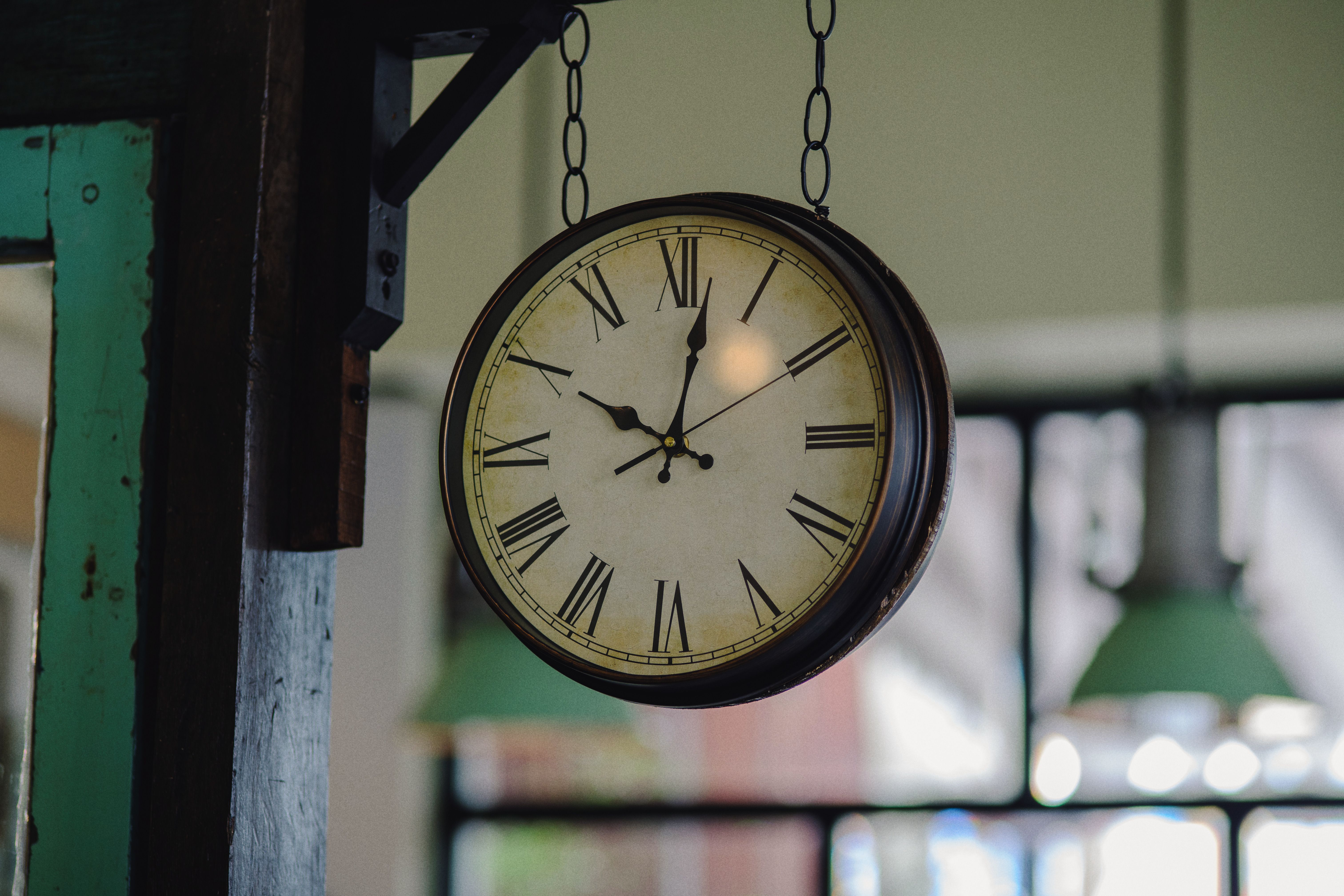 Vintage Clock Photos, Download The BEST Free Vintage Clock Stock Photos ...