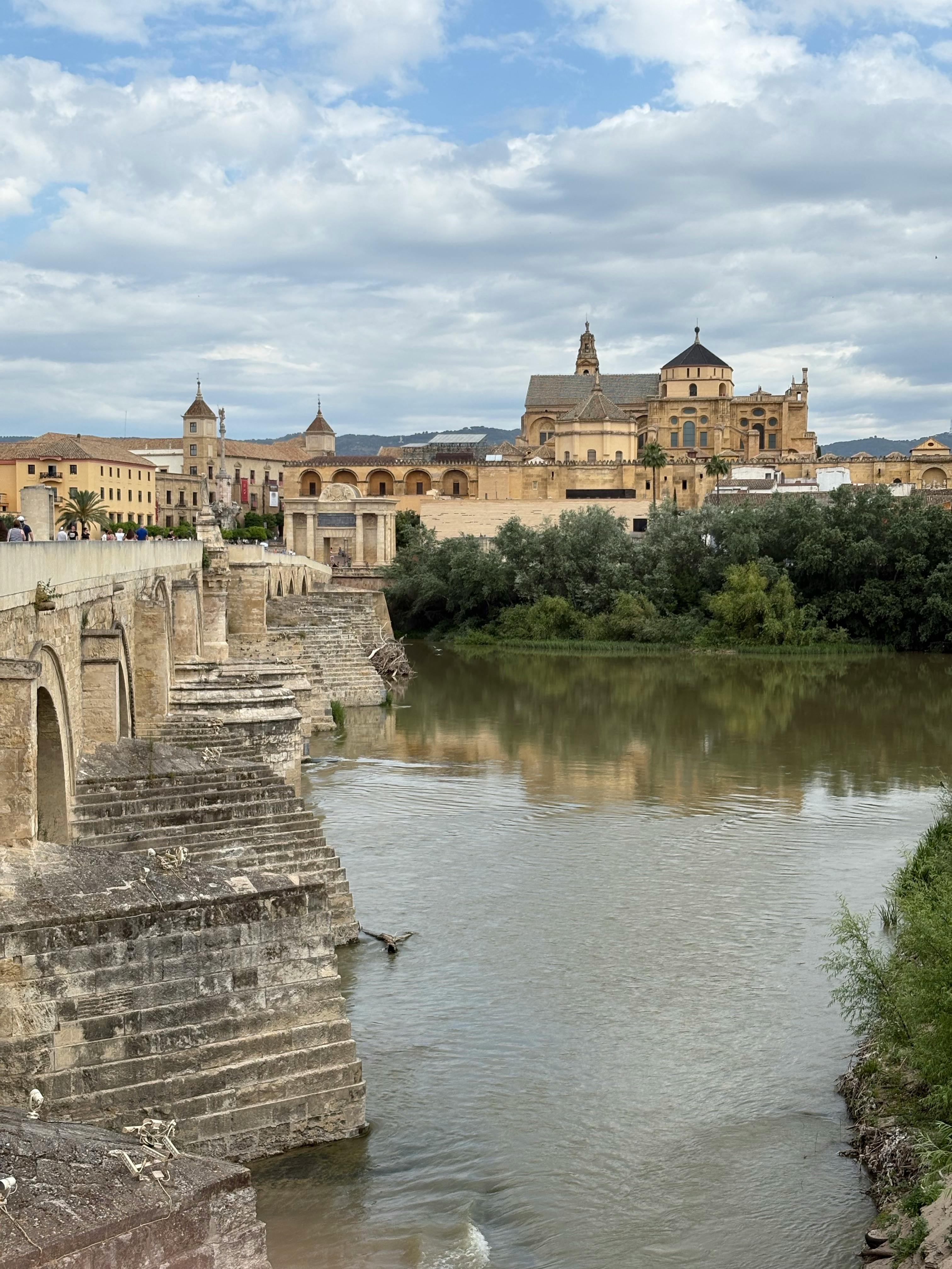 Indian+Hotwife+Shamy+Laura+Teen+Age+Cafe+Boy+Dare+Part+1 Photos ...