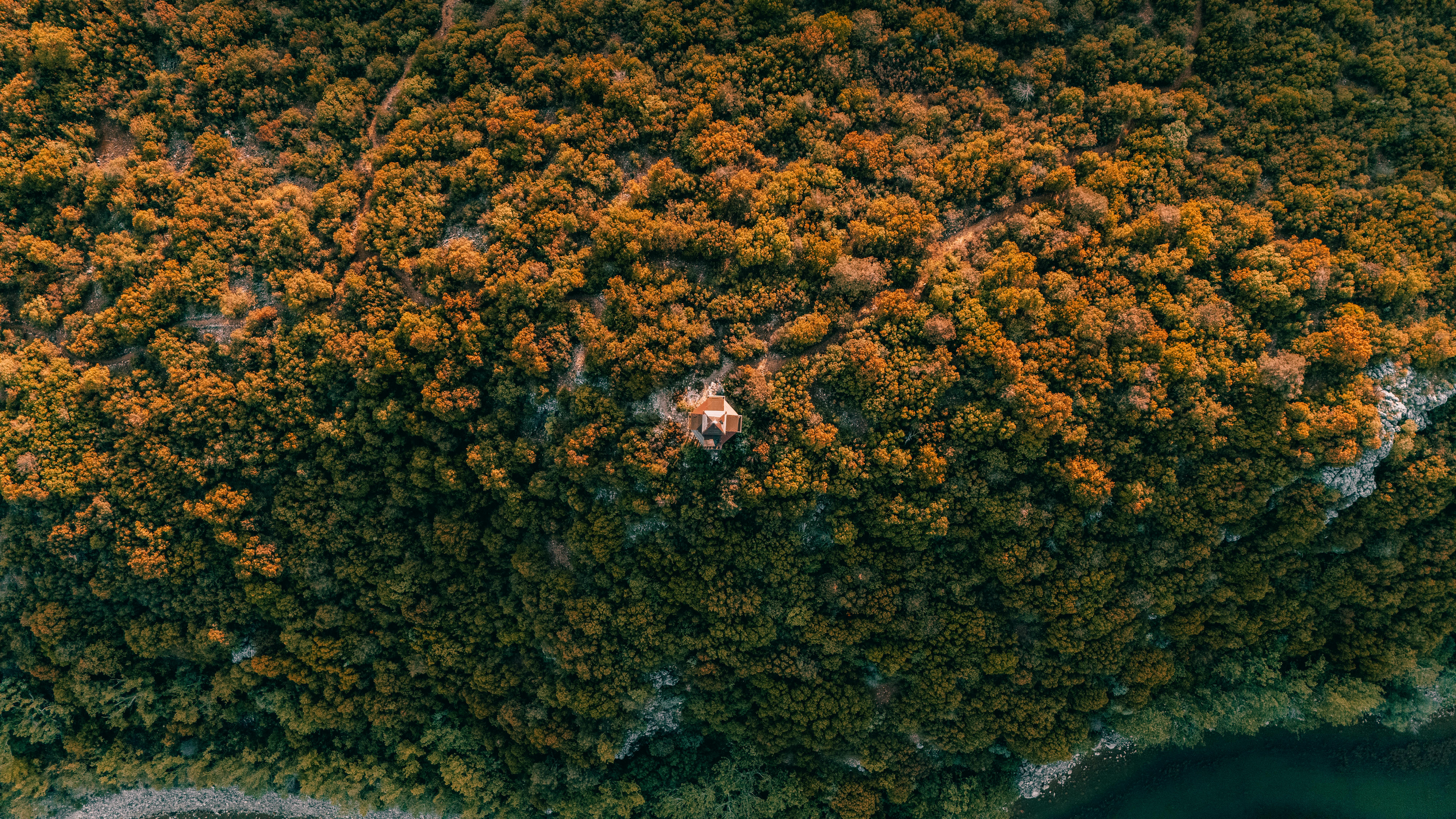 Aerial view of a remote house in Isparta forest · Free Stock Photo