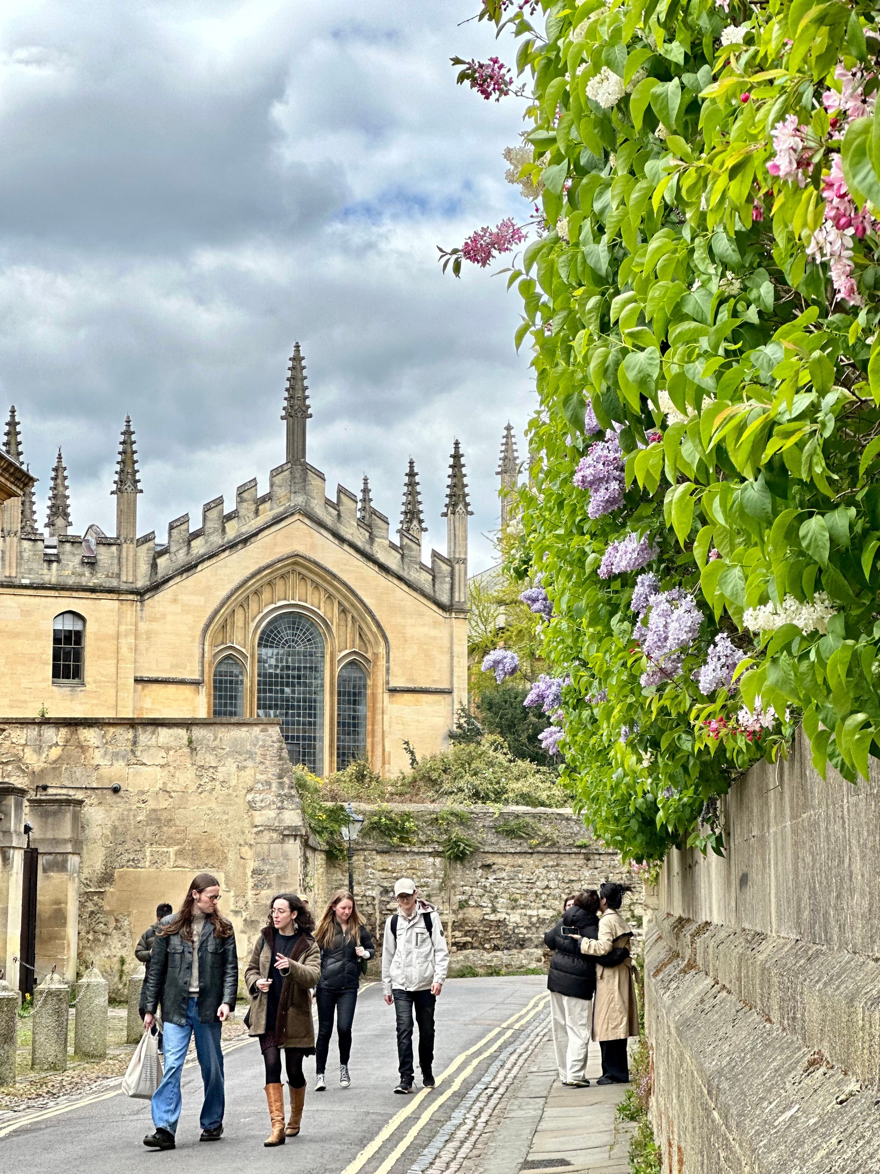 Oxford Street Scene with Historic Architecture · Free Stock Photo