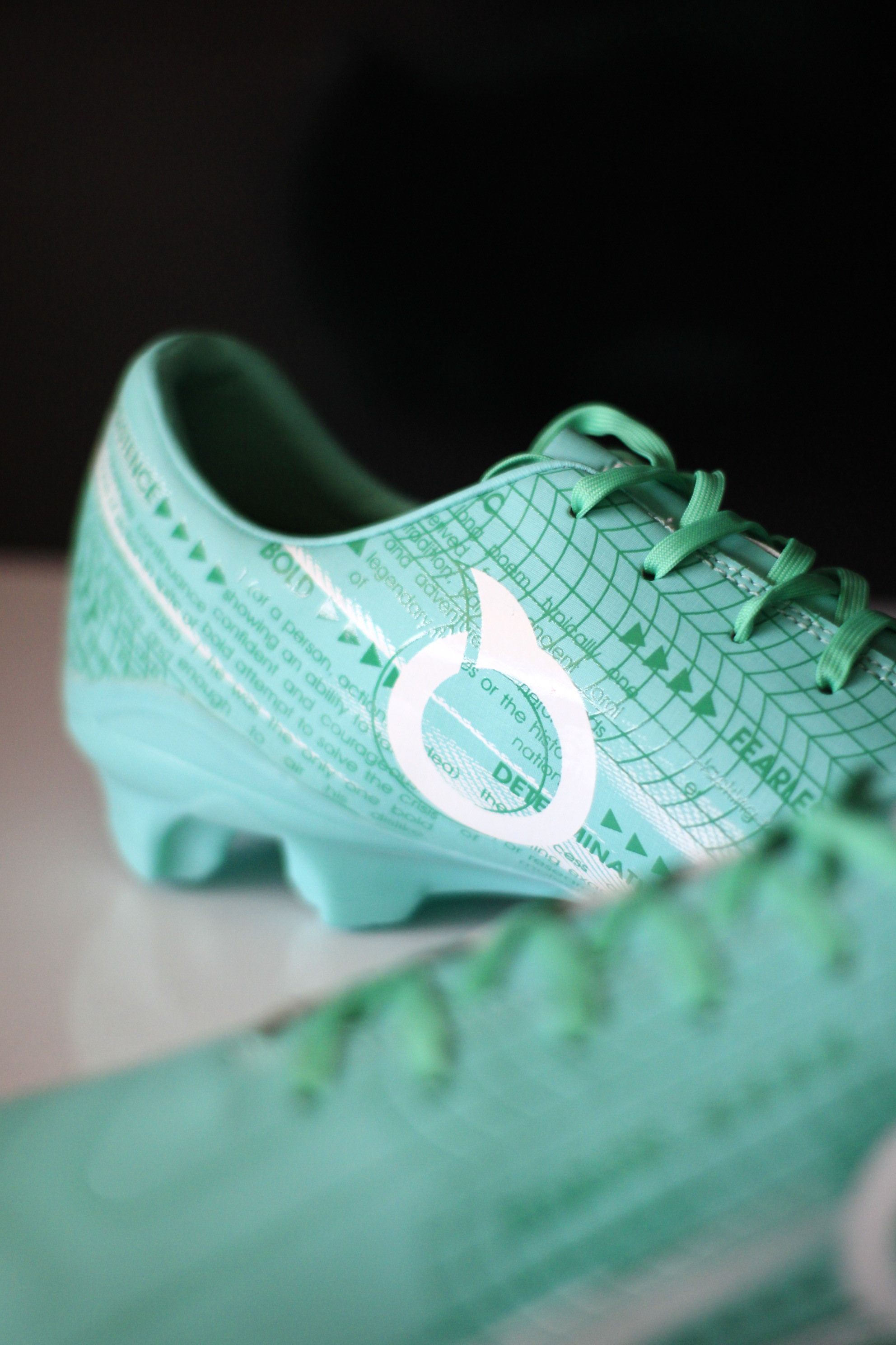 7.000+ Foto Sepatu Bola Terbaik · Unduh Gratis 100% · Foto Stok Pexels