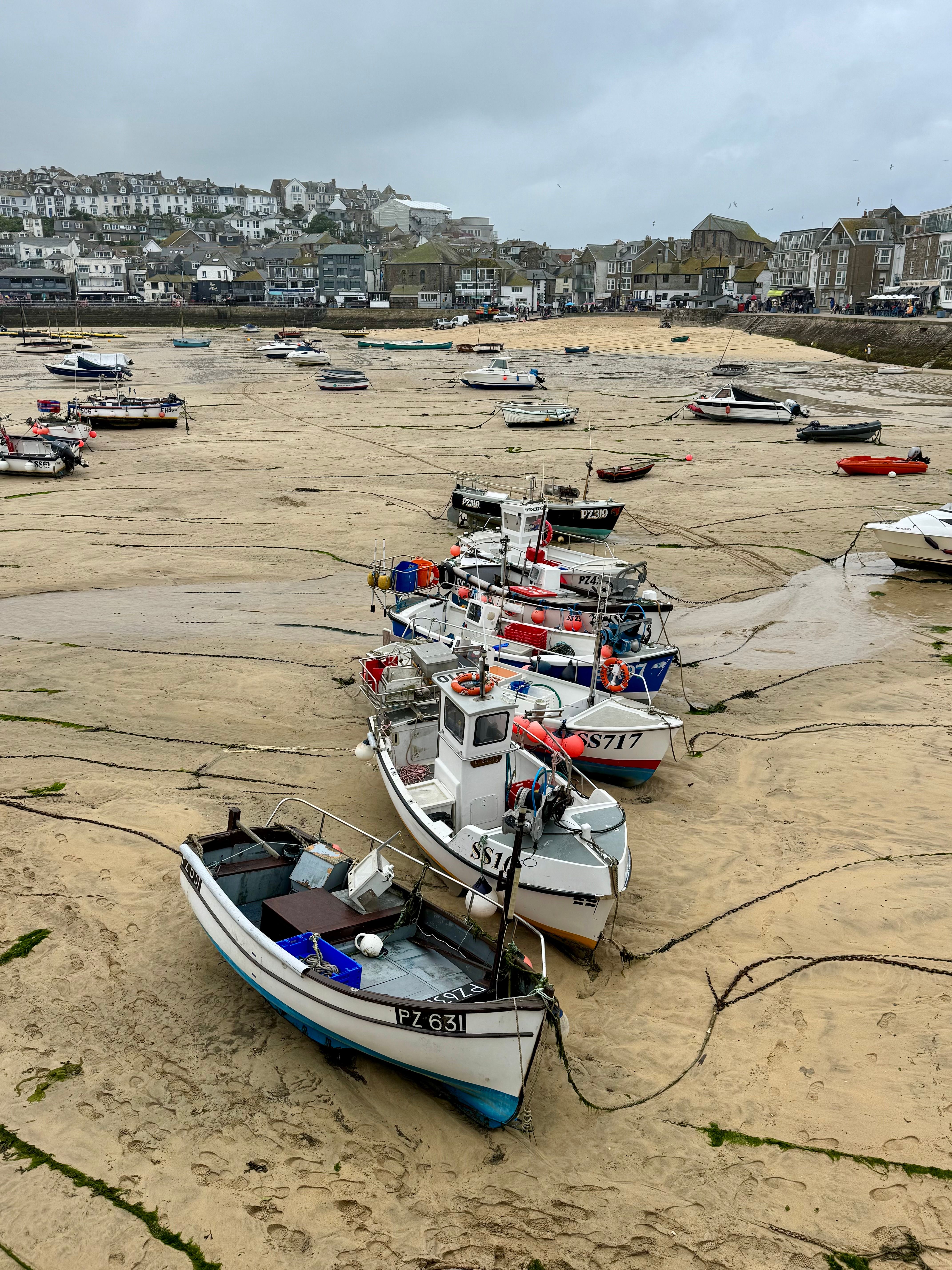 Fishing Boats at Low Tide in Charming Coastal Village · Free Stock Photo