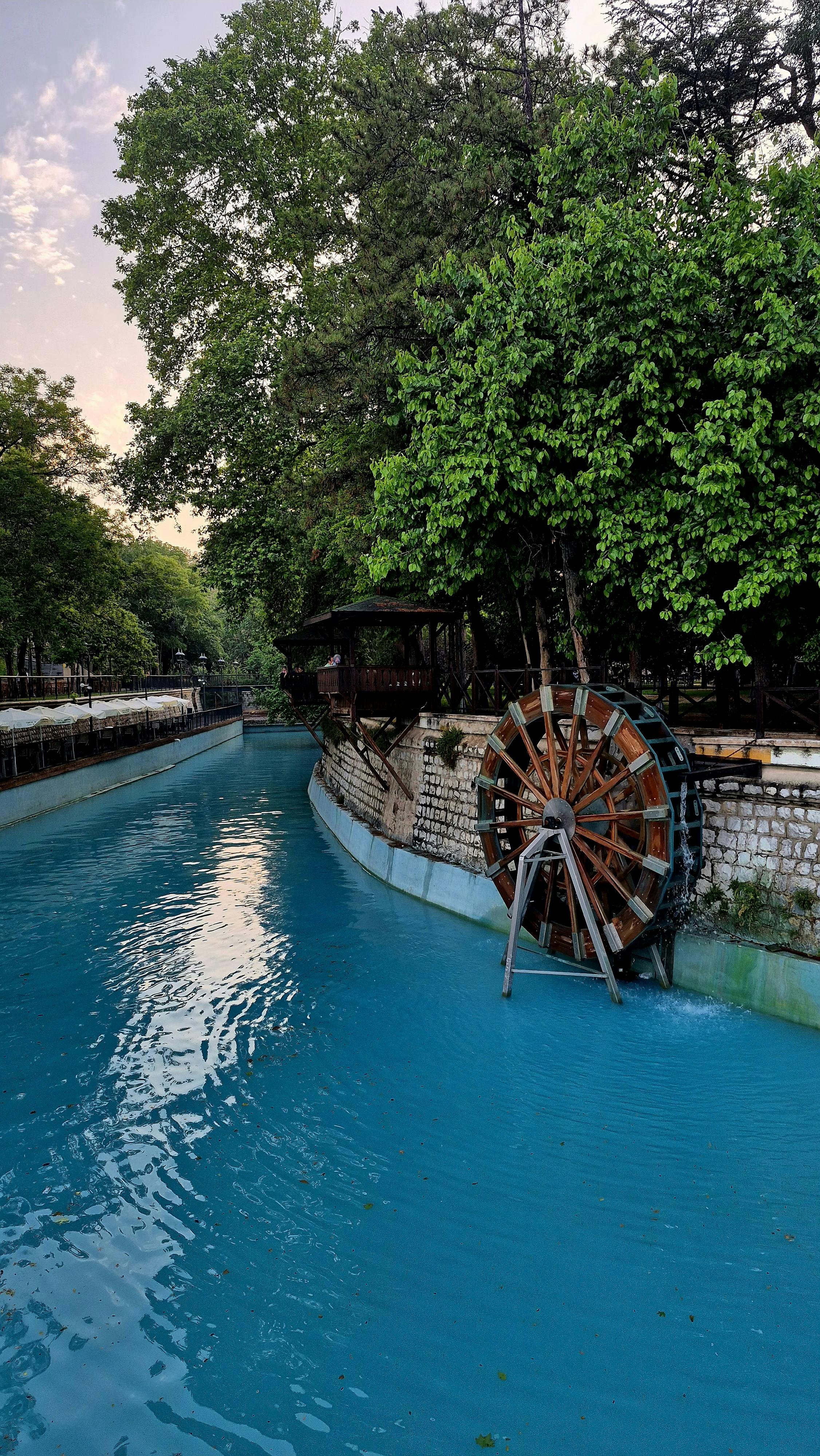 Tranquil Waterwheel by Riverside in Konya · Free Stock Photo
