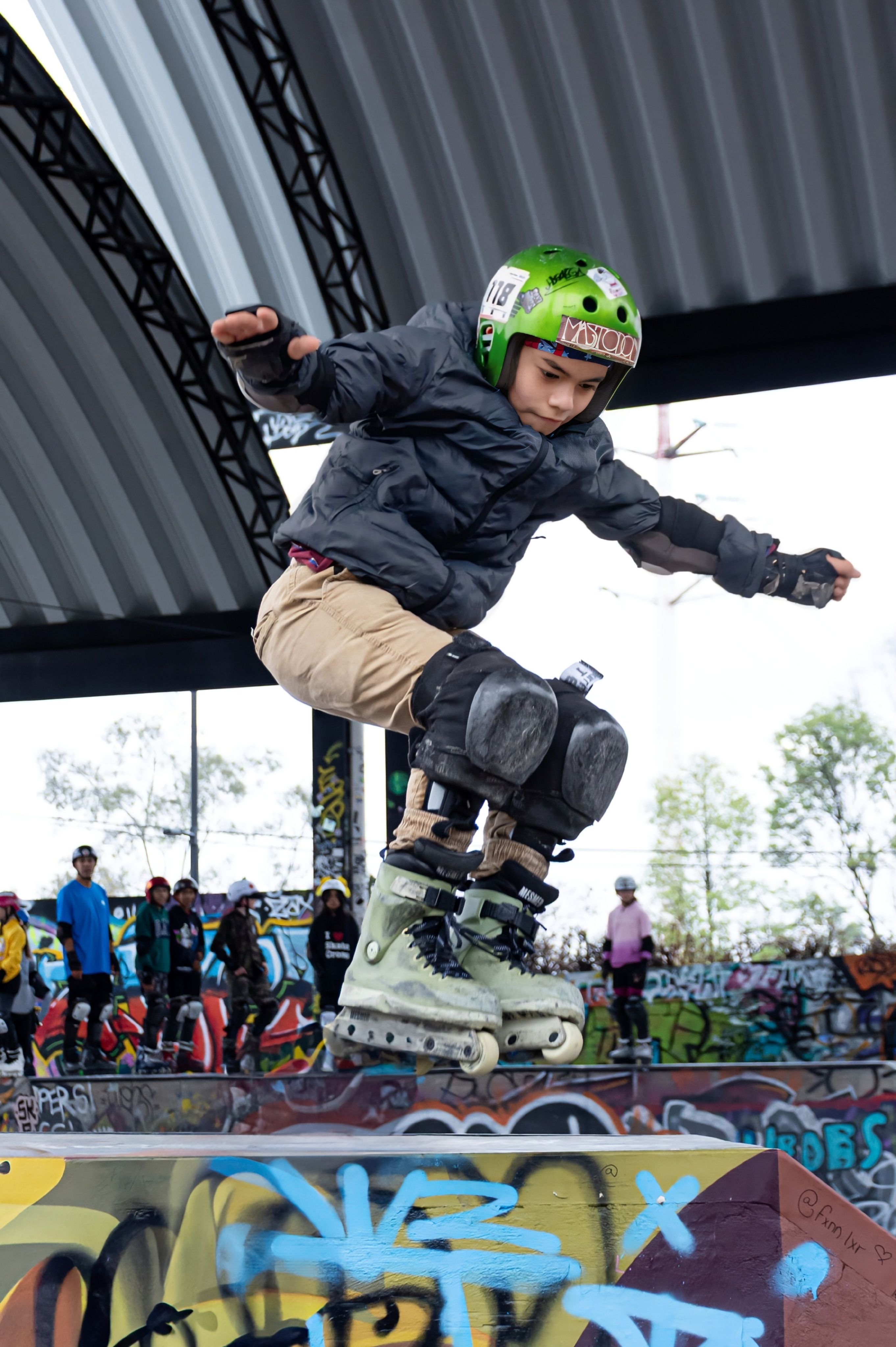 Adult skater doing skateboarding in skatepark · Free Stock Photo