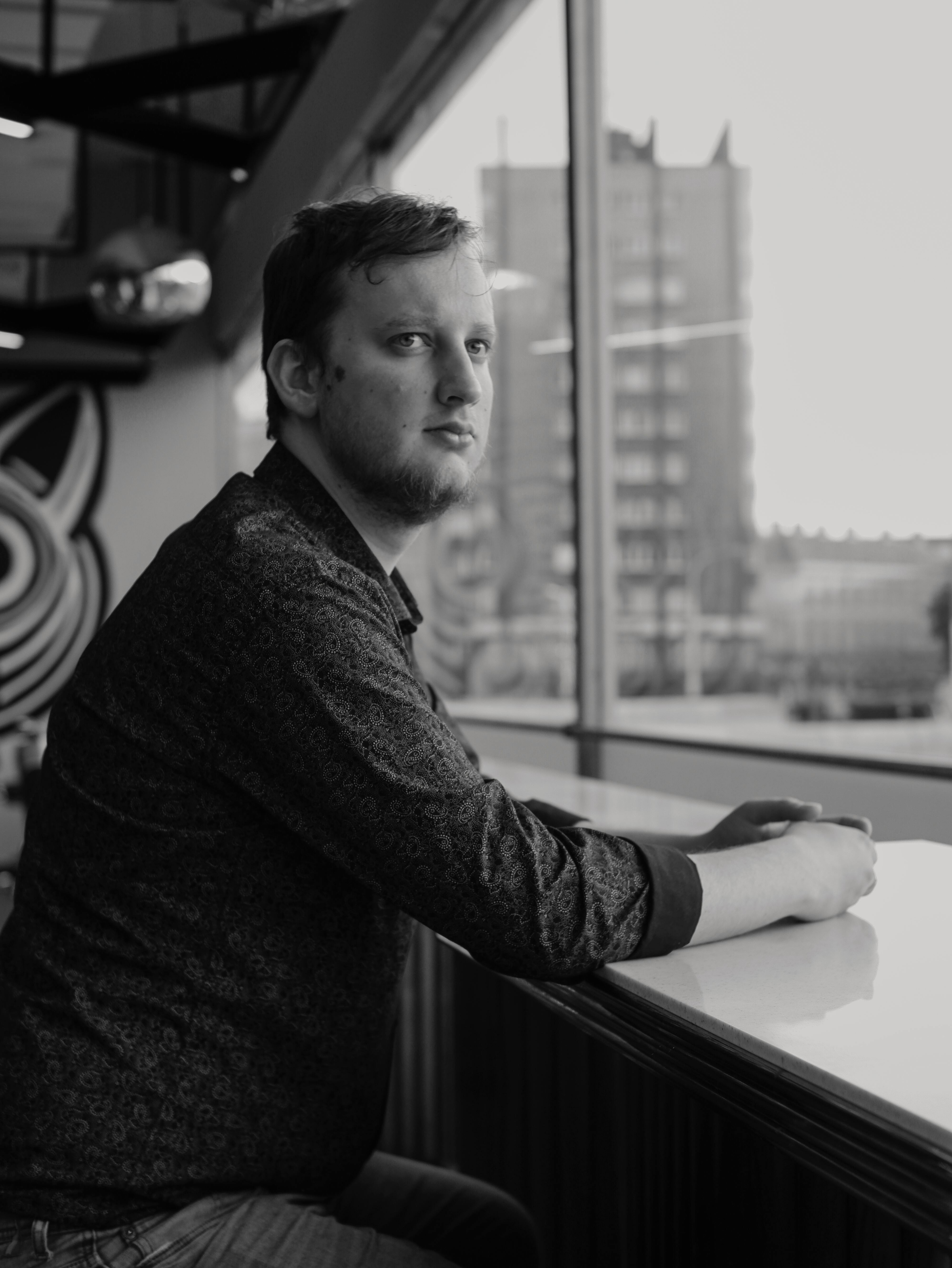 Urus Profile Photos, Download The BEST Free Urus Profile Stock Photos ...