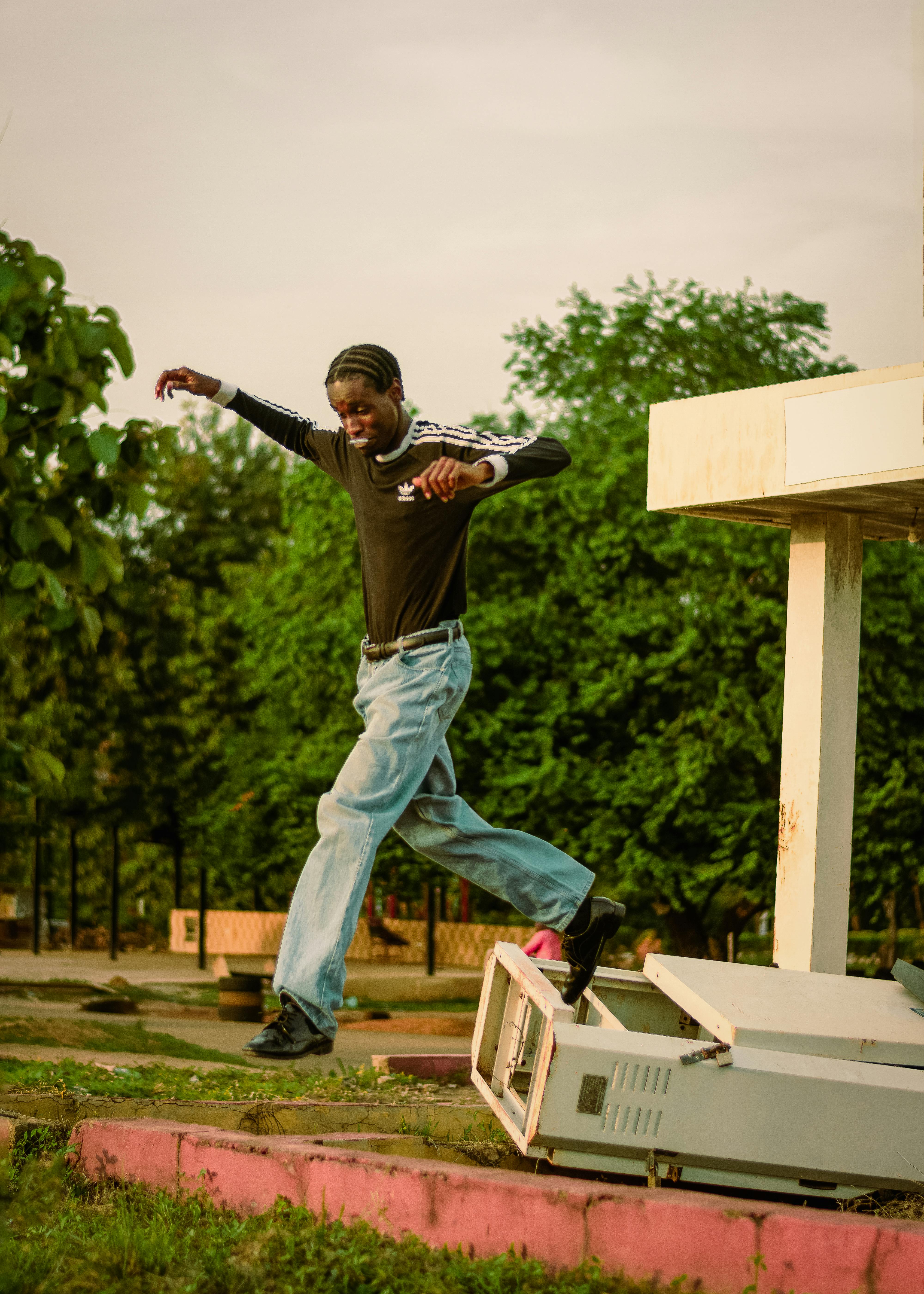 Bouncing Spring Photos, Download The BEST Free Bouncing Spring Stock ...