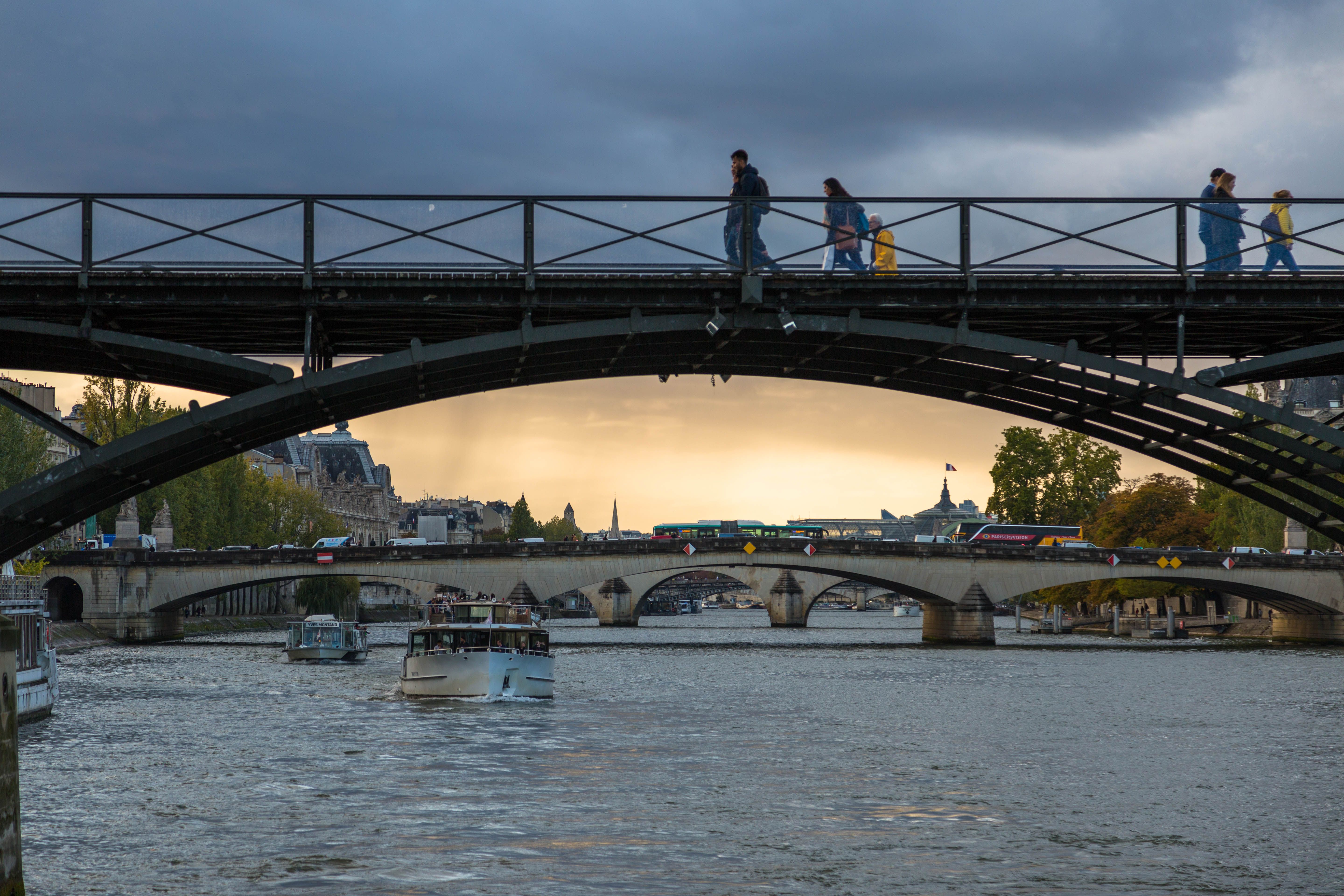 Romantic Sunset View of Parisian Bridges on the Seine · Free Stock Photo