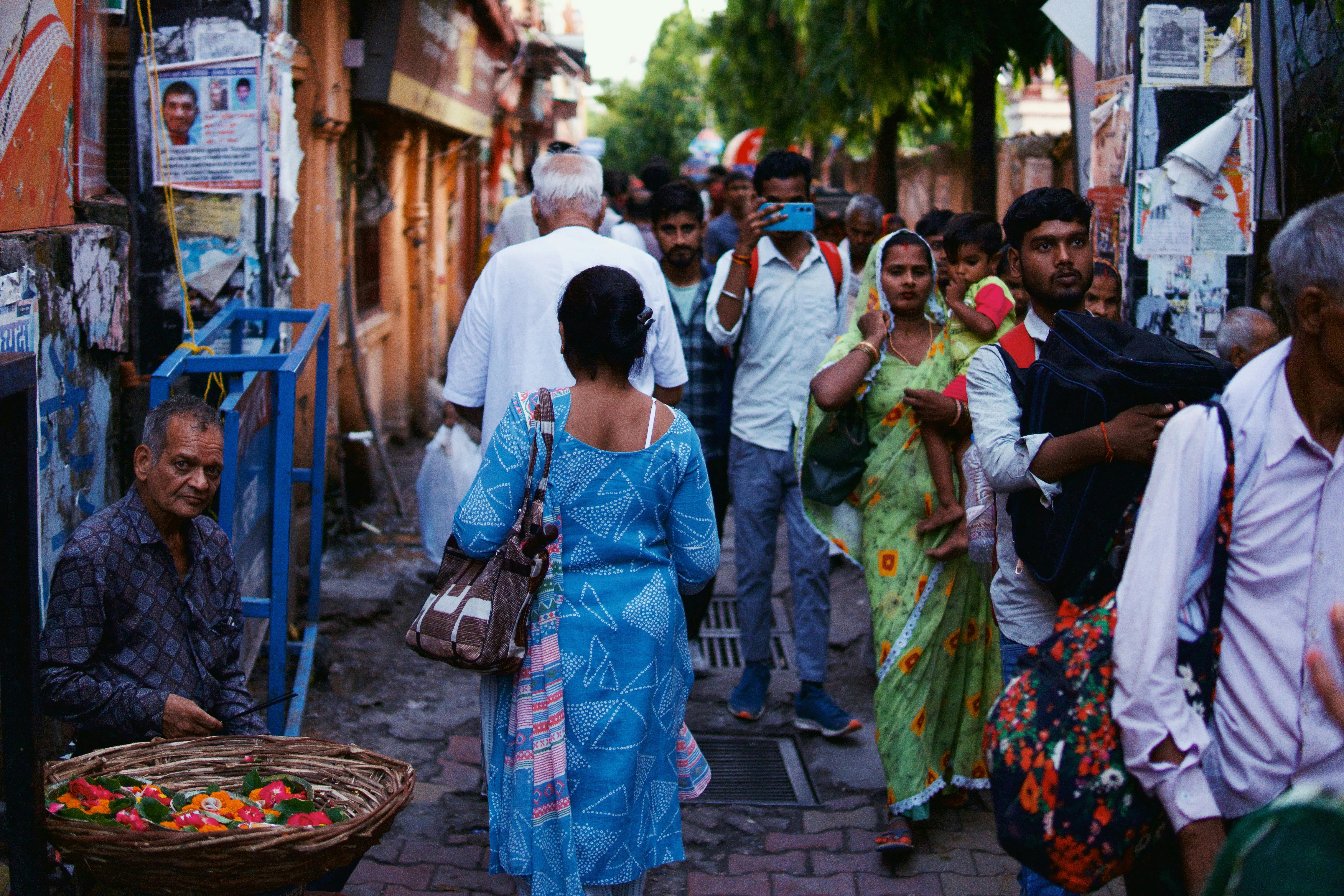 Bustling Indian Street Scene with Diverse Crowd · Free Stock Photo