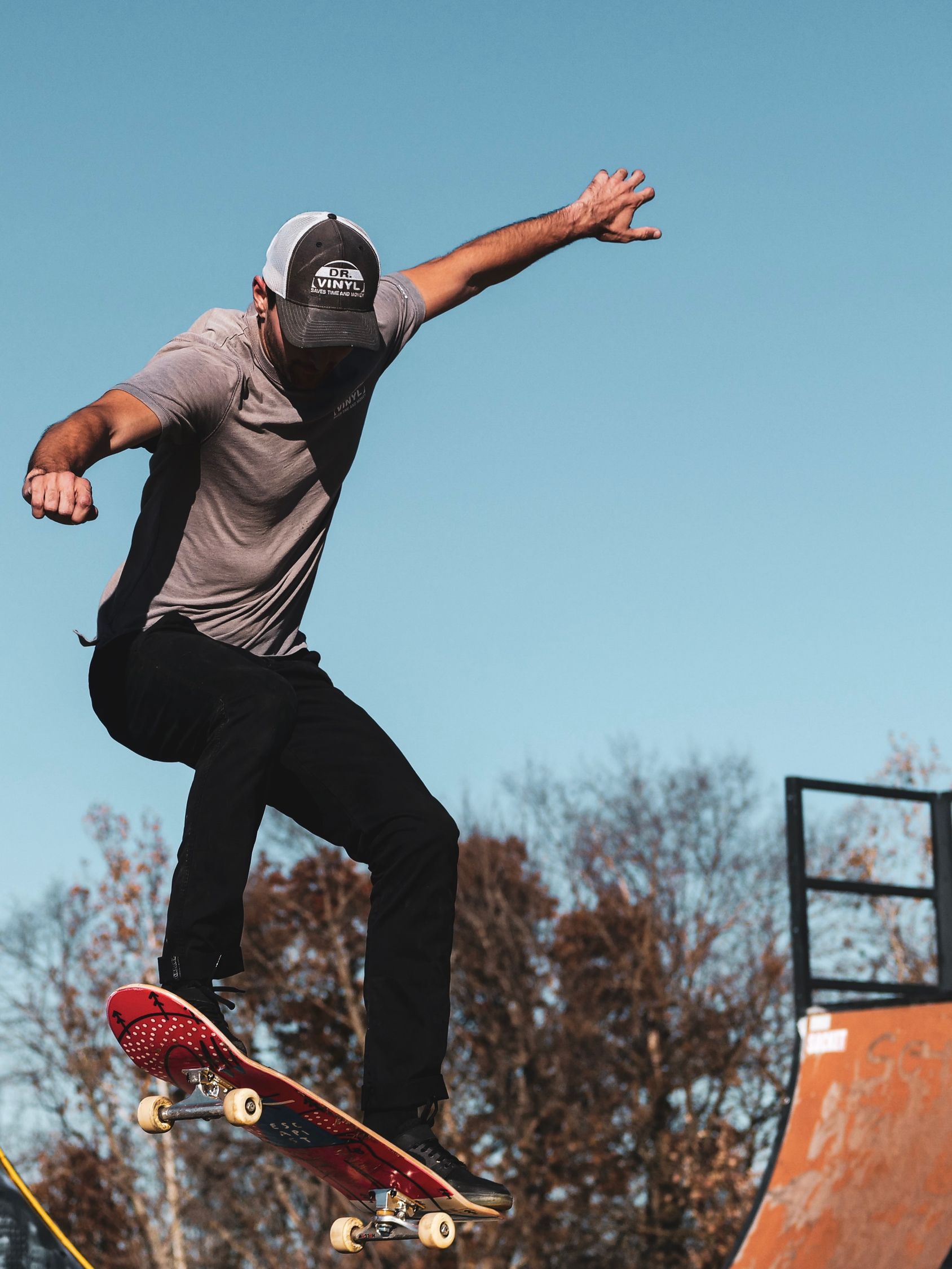 Man Skateboarding Free Stock Photo man-skateboarding-free-stock-photo