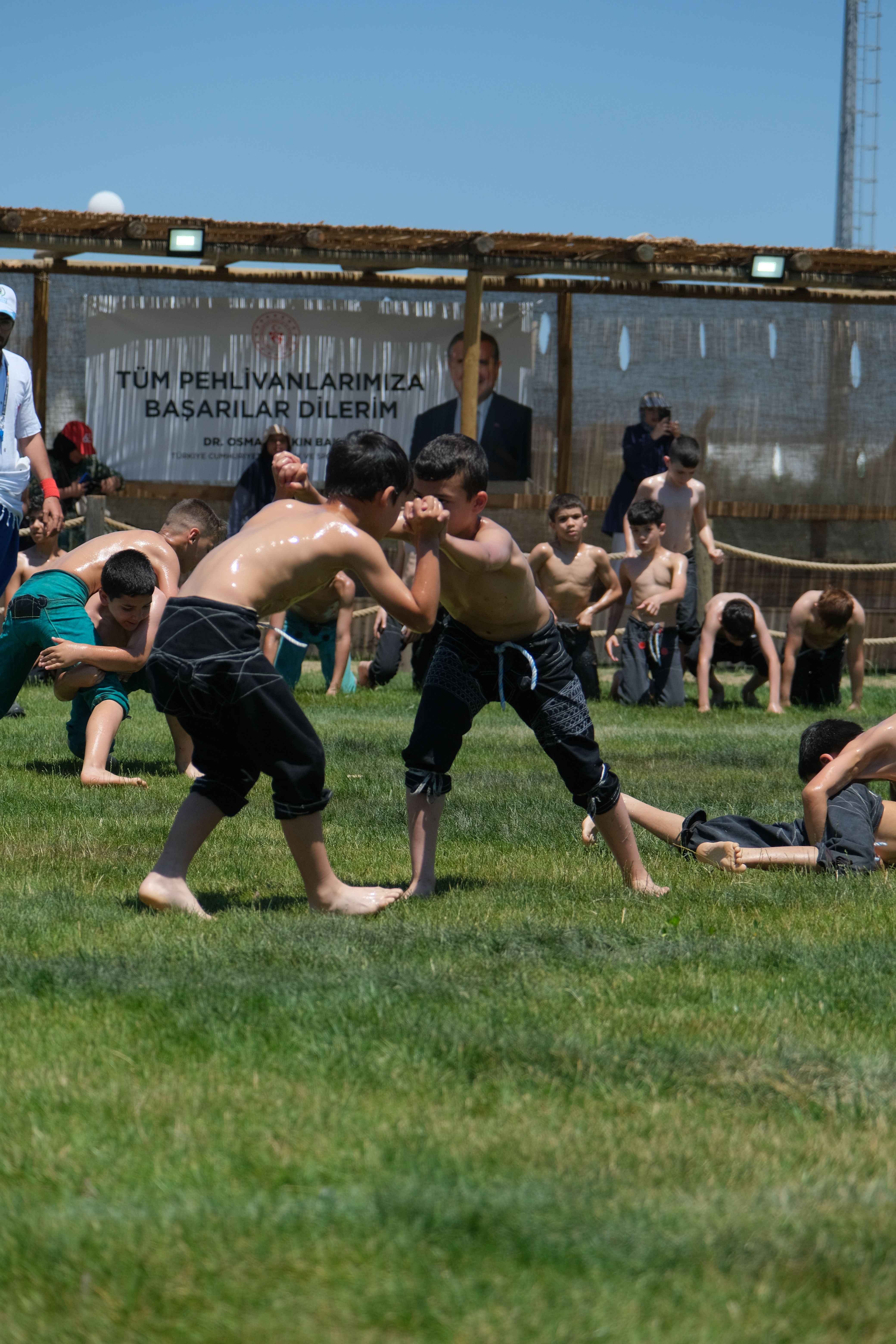 Competición Tradicional Turca De Lucha En Aceite · Foto de stock gratuita