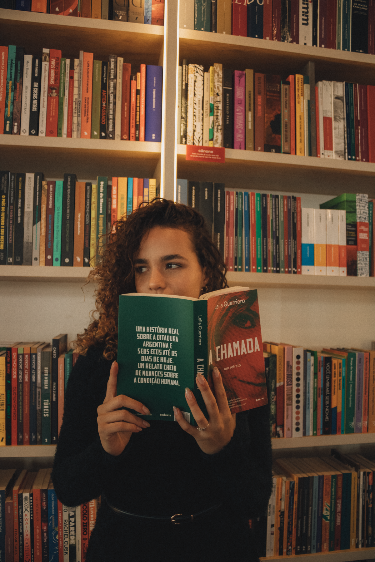 Book Library Photos, Download The BEST Free Book Library Stock Photos ...
