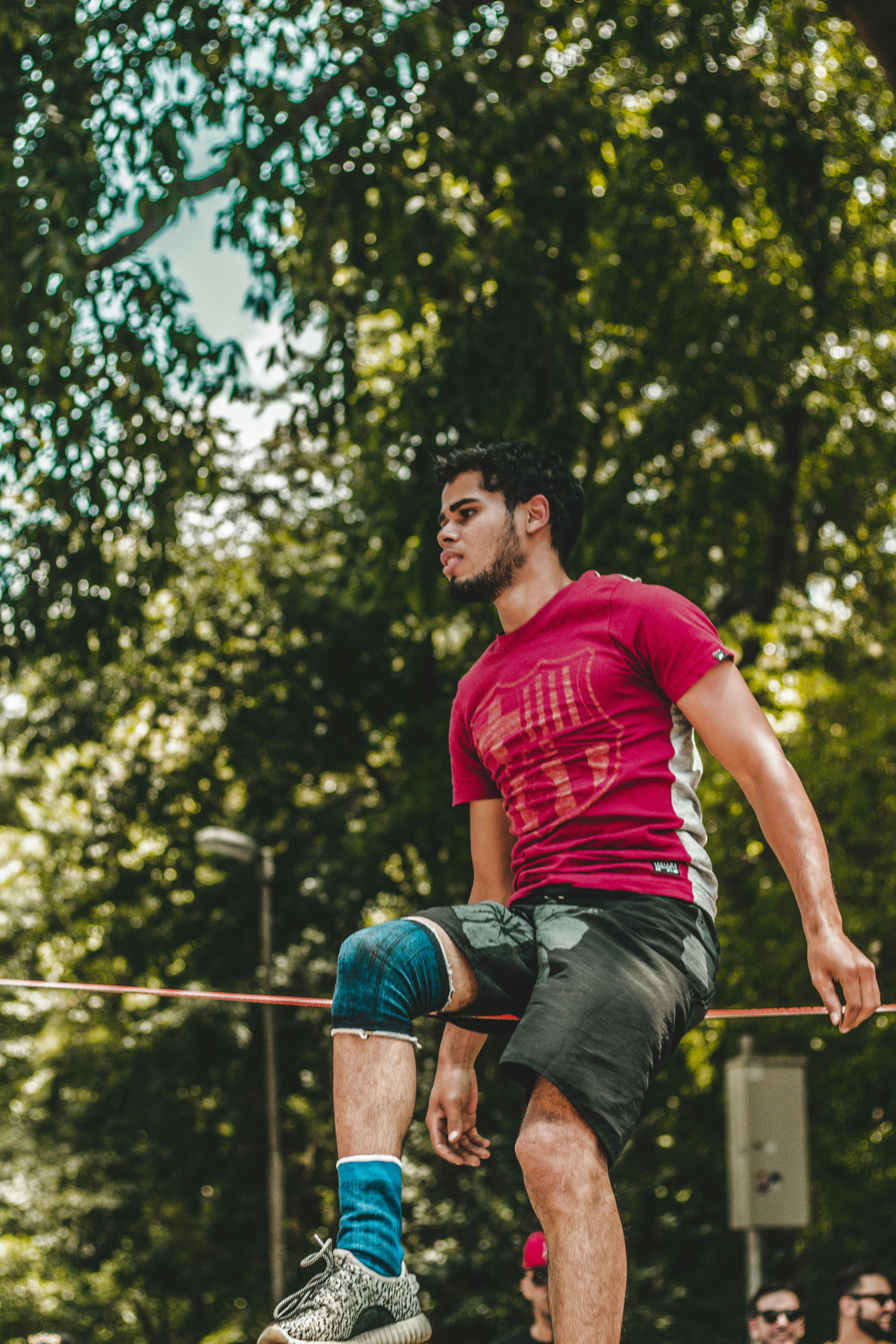 Guy Balancing Photos, Download The BEST Free Guy Balancing Stock Photos ...