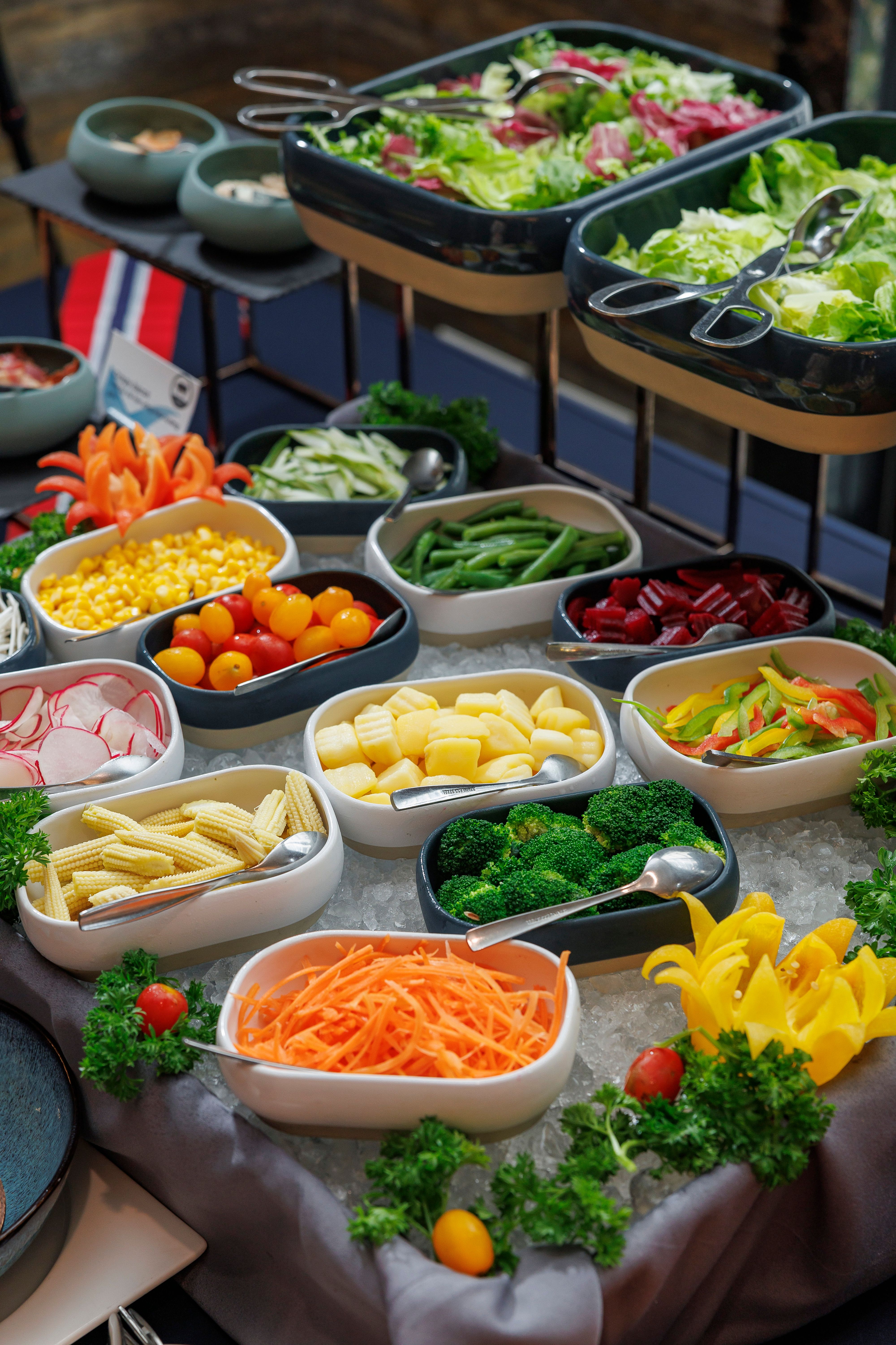 Veggie Buffet Photos, Download The BEST Free Veggie Buffet Stock Photos ...