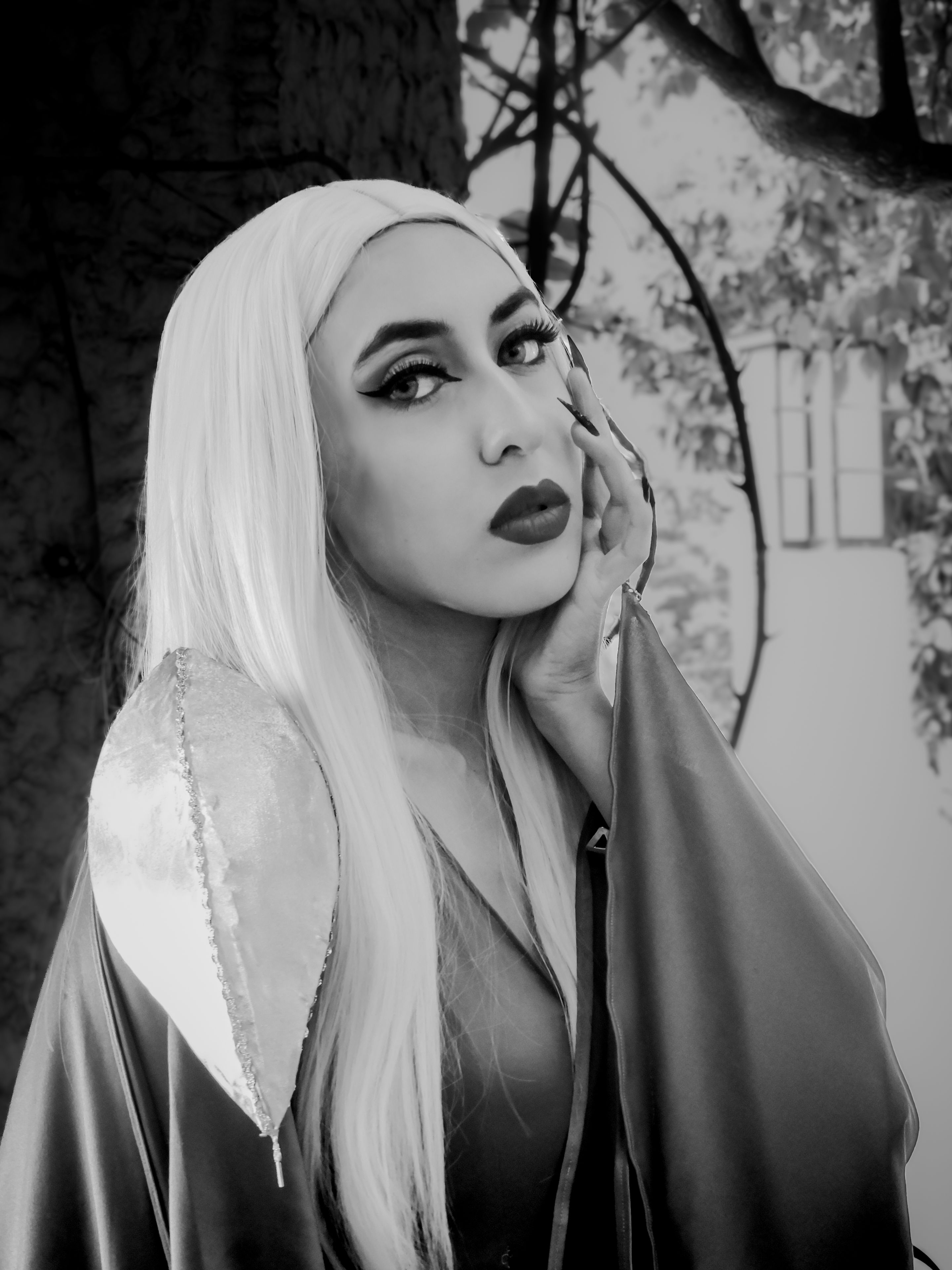 Elegant Vampire Cosplay Portrait in Mexico City · Free Stock Photo