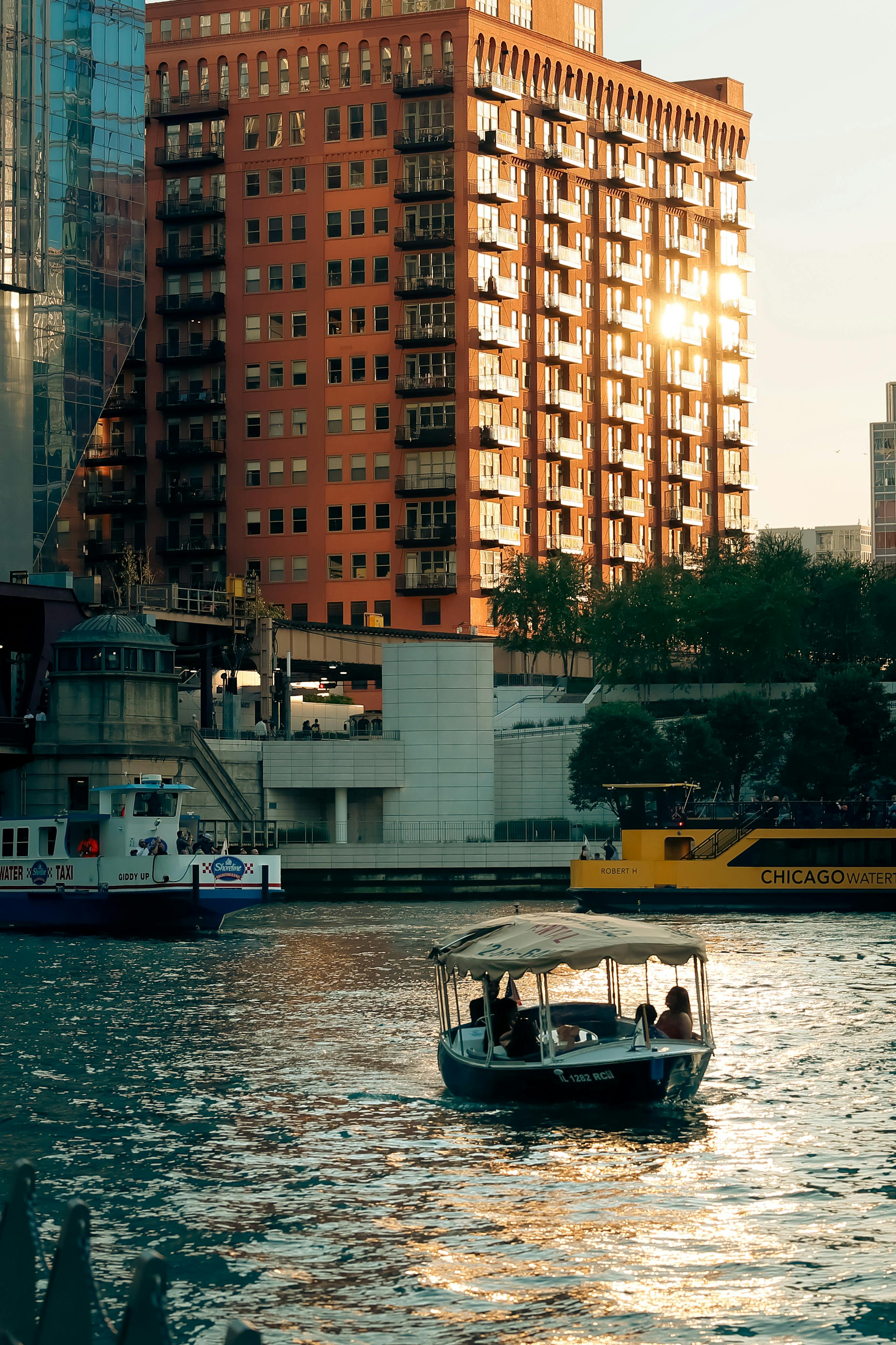 Chicago Oblock Photos, Download The BEST Free Chicago Oblock Stock ...