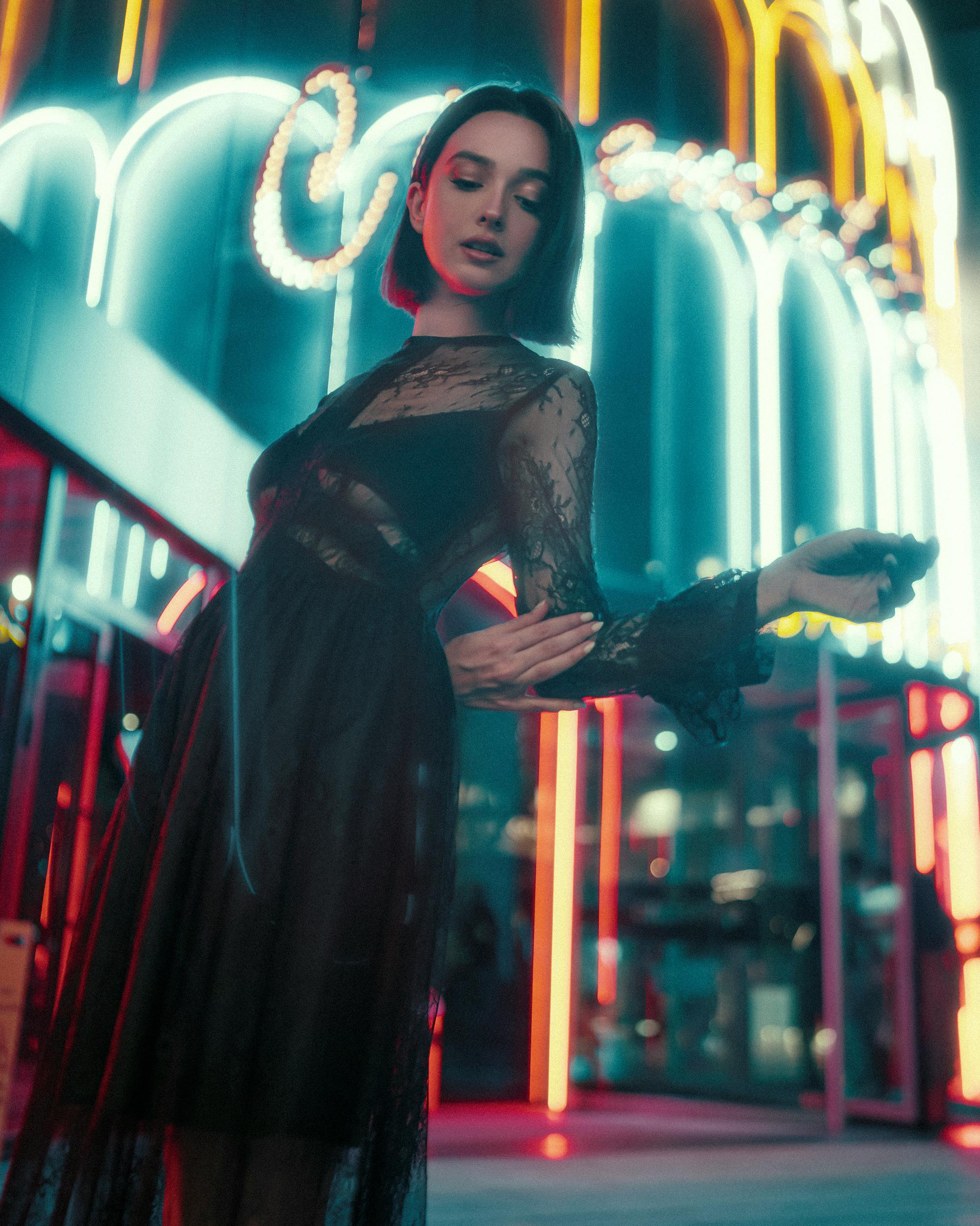 Hot+Slim+And+Stacked+Beautiful+Women Photos, Download The BEST Free Hot ...