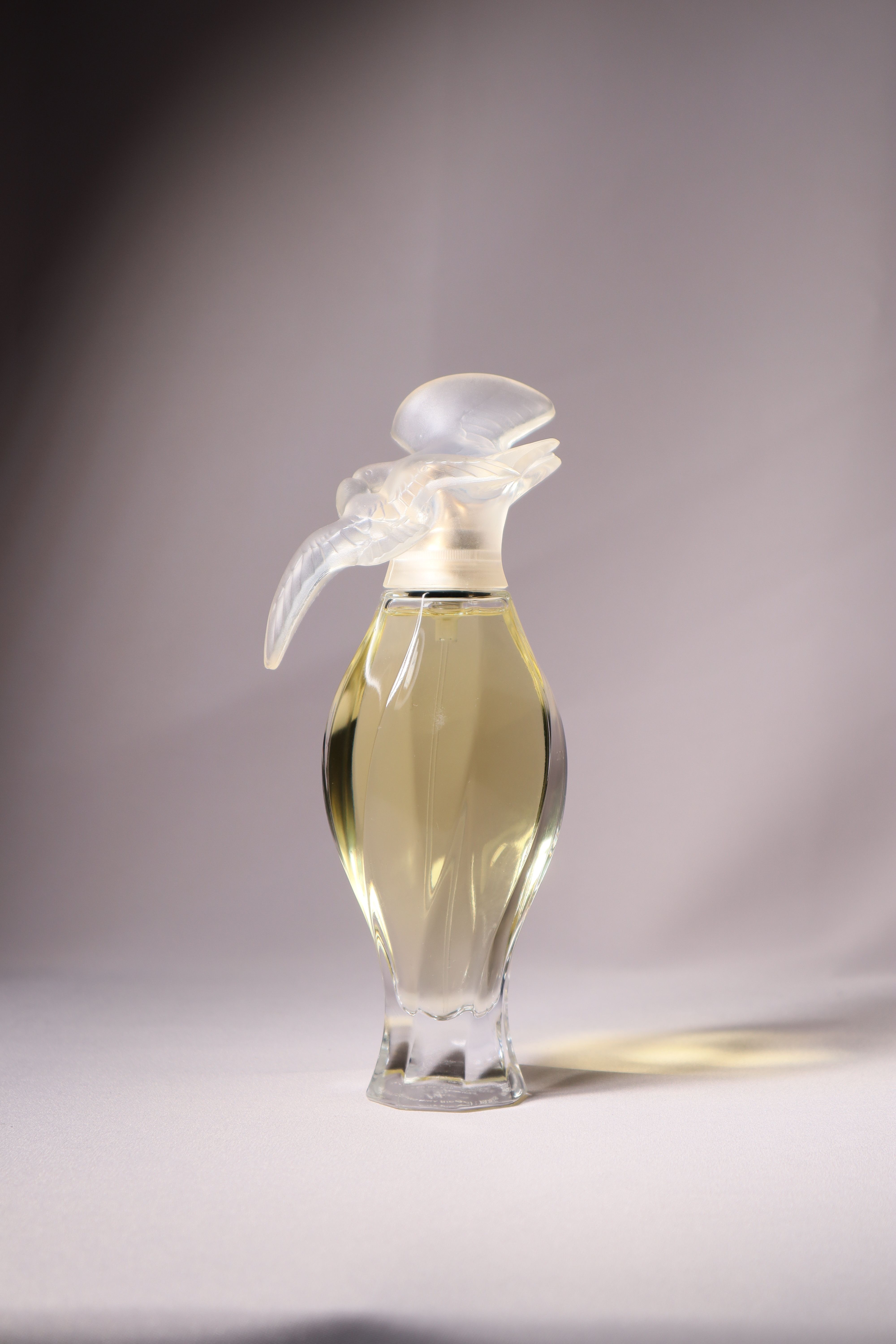 Perfume Bottle Heaven Png Photos, Download The BEST Free Perfume Bottle ...