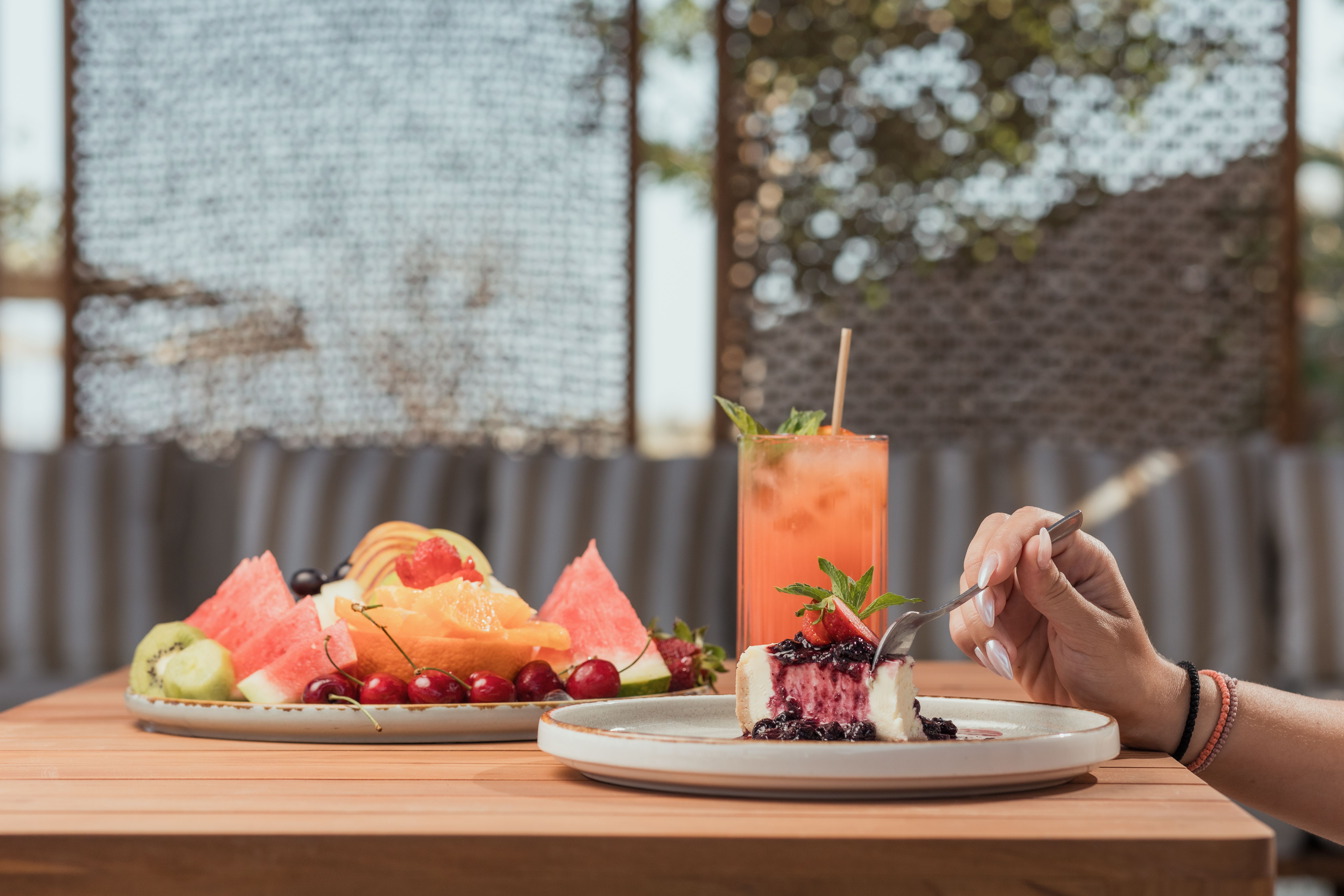 Juice Split Photos, Download The BEST Free Juice Split Stock Photos ...
