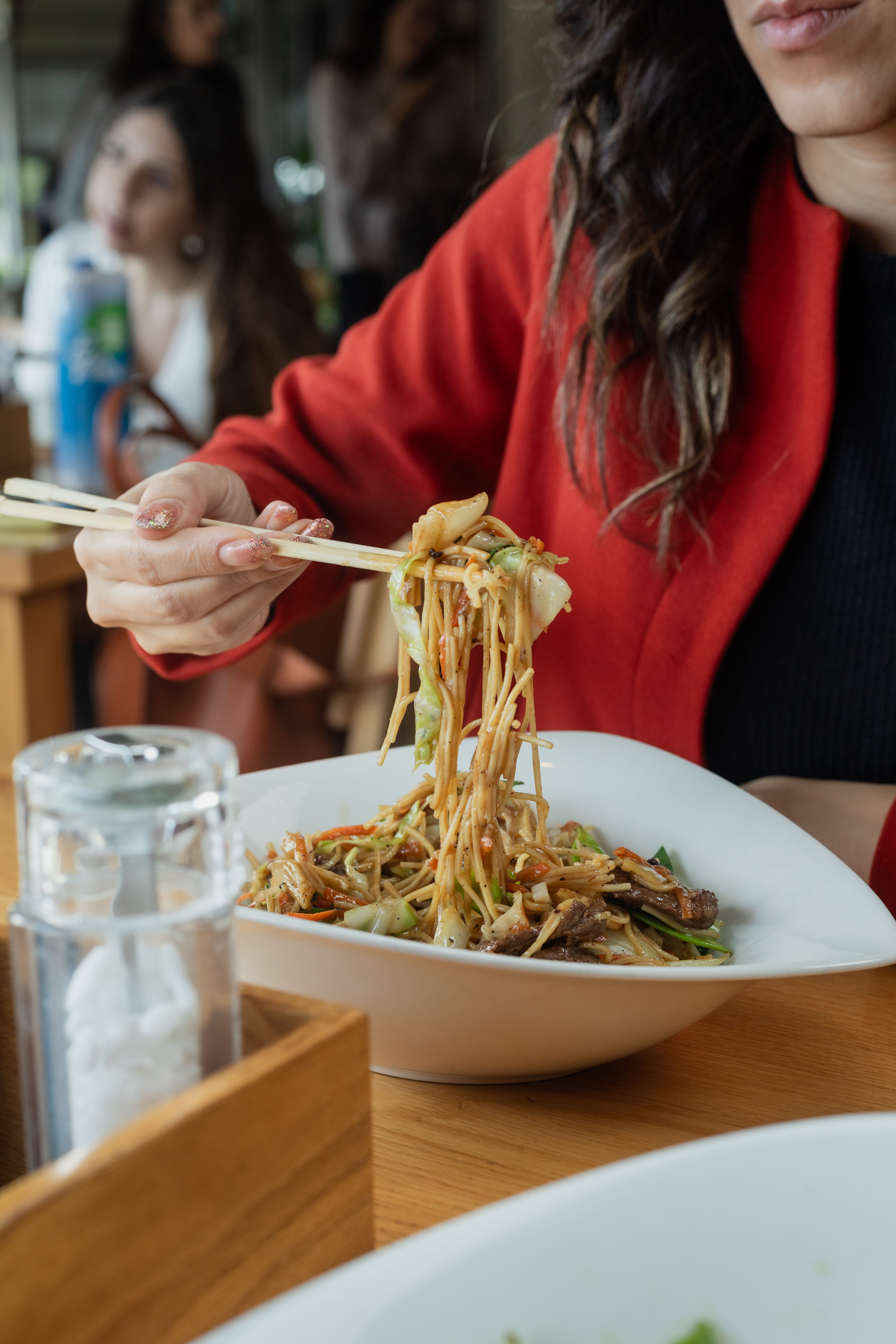 People Dinning In A Restaurant Photos, Download The BEST Free People ...