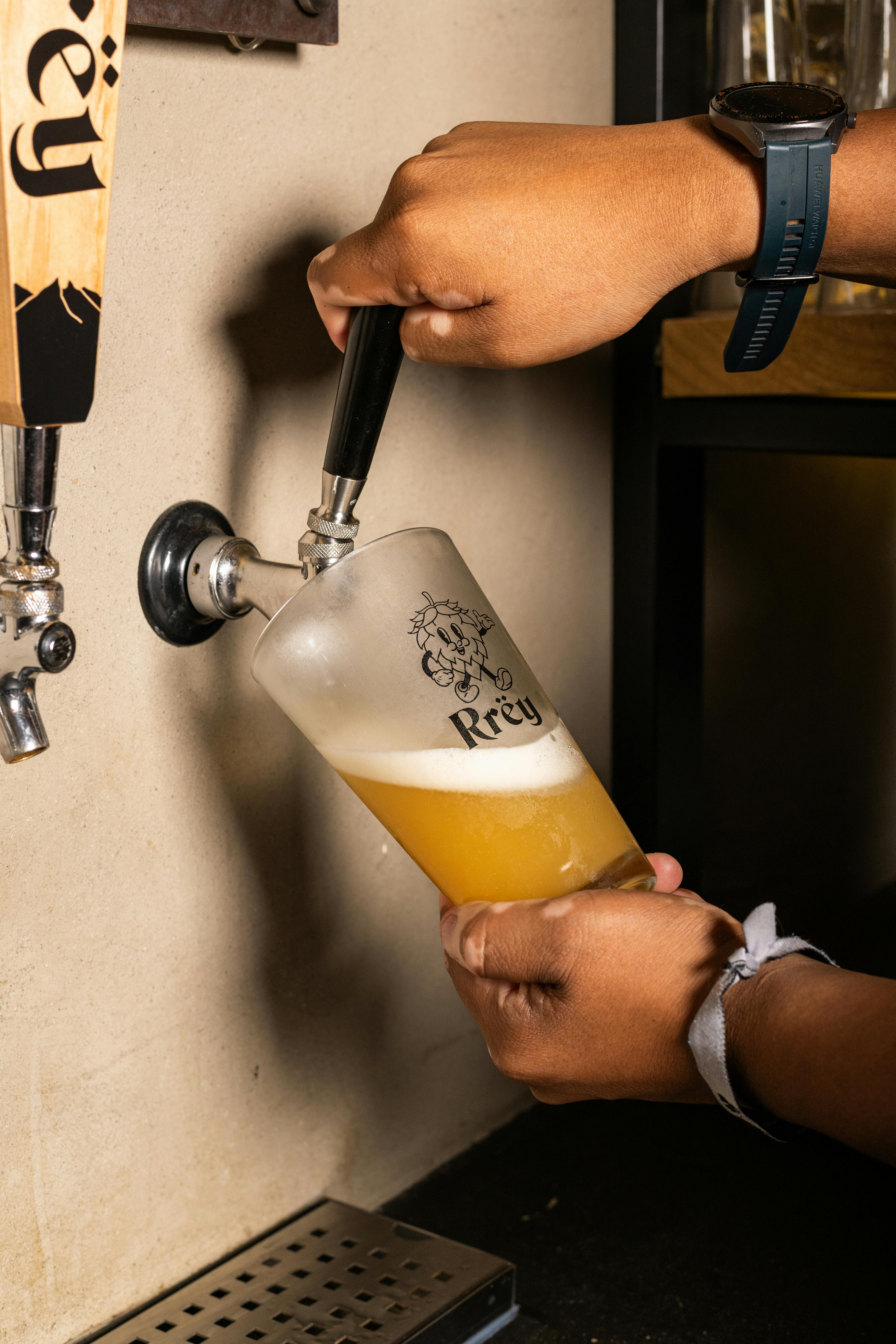 Reka Tap Photos, Download The BEST Free Reka Tap Stock Photos & HD Images