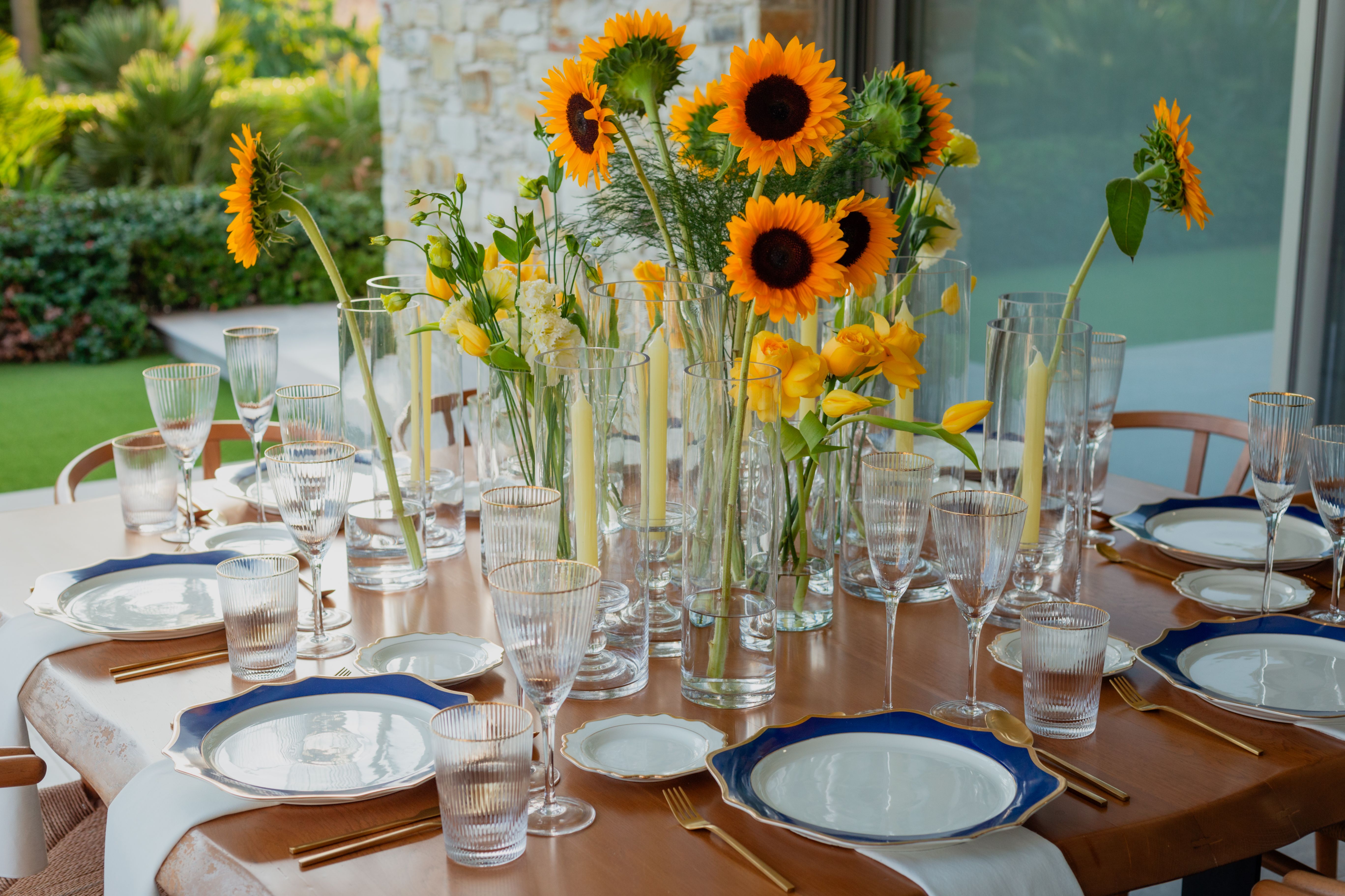 Elegant Summer Table Setting with Sunflowers · Free Stock Photo