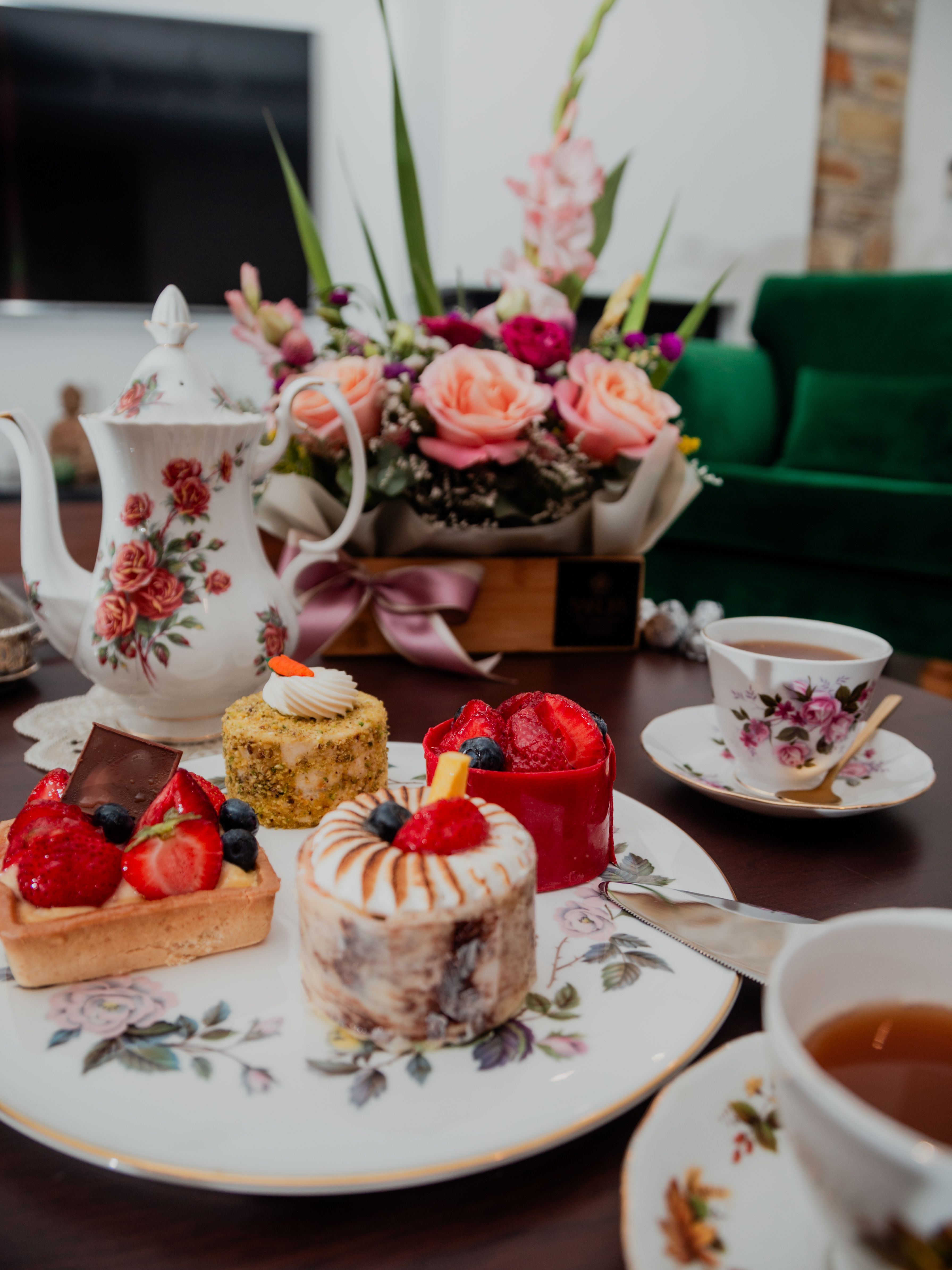 Tea And Cake Photos, Download The BEST Free Tea And Cake Stock Photos ...