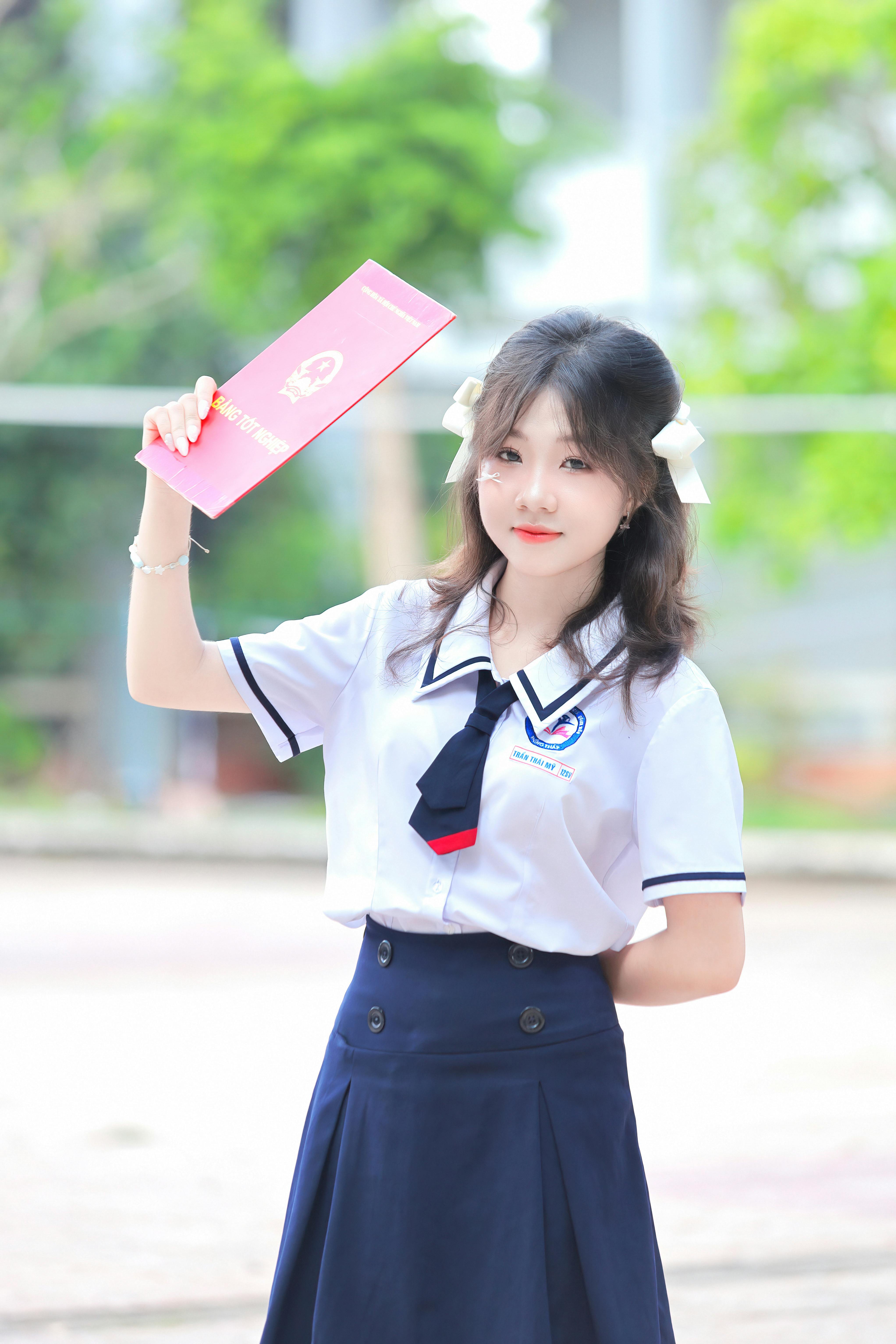 Excellence Emoji Photos, Download The BEST Free Excellence Emoji Stock ...