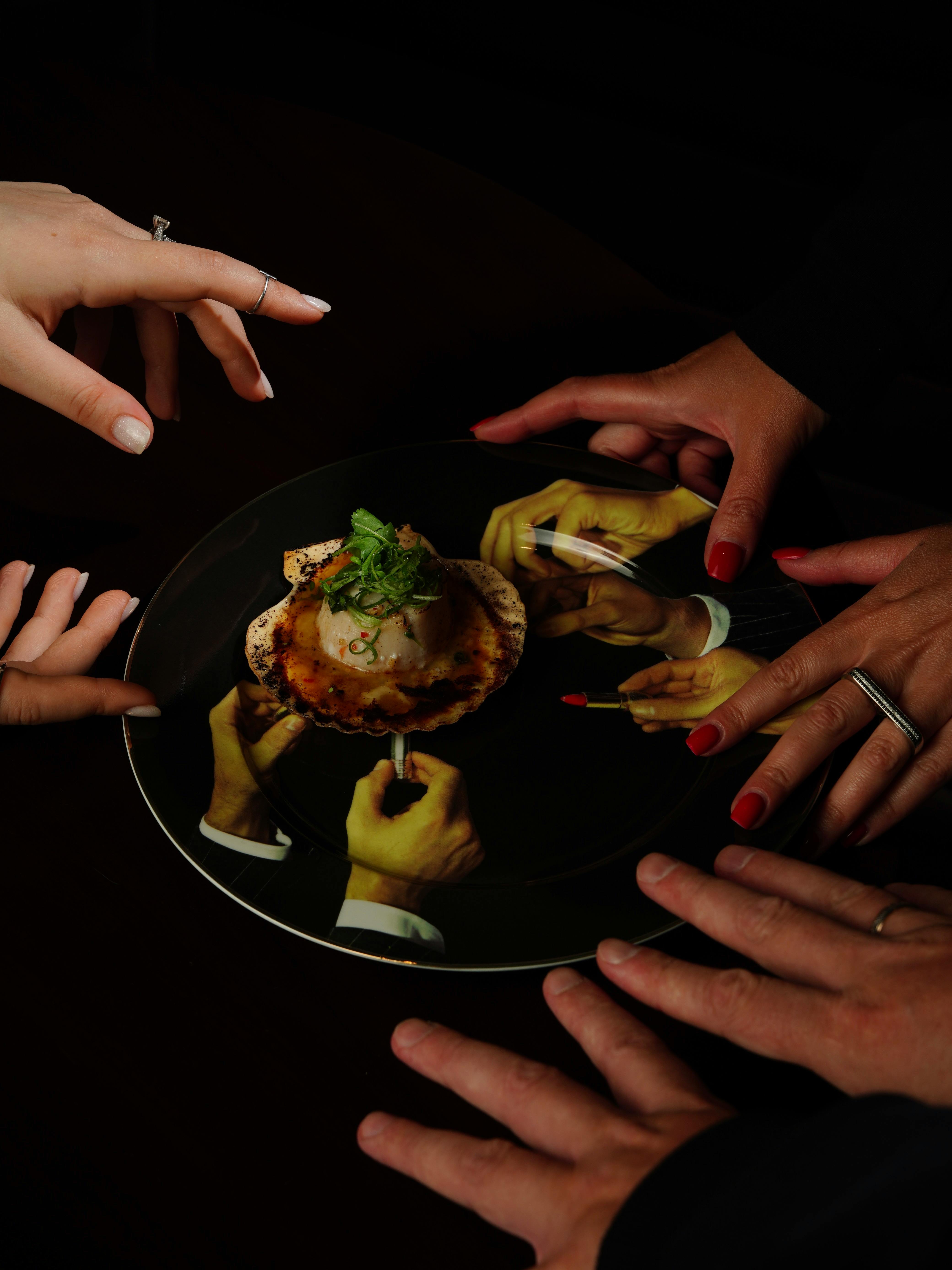 Team Dinner Photos, Download The BEST Free Team Dinner Stock Photos ...