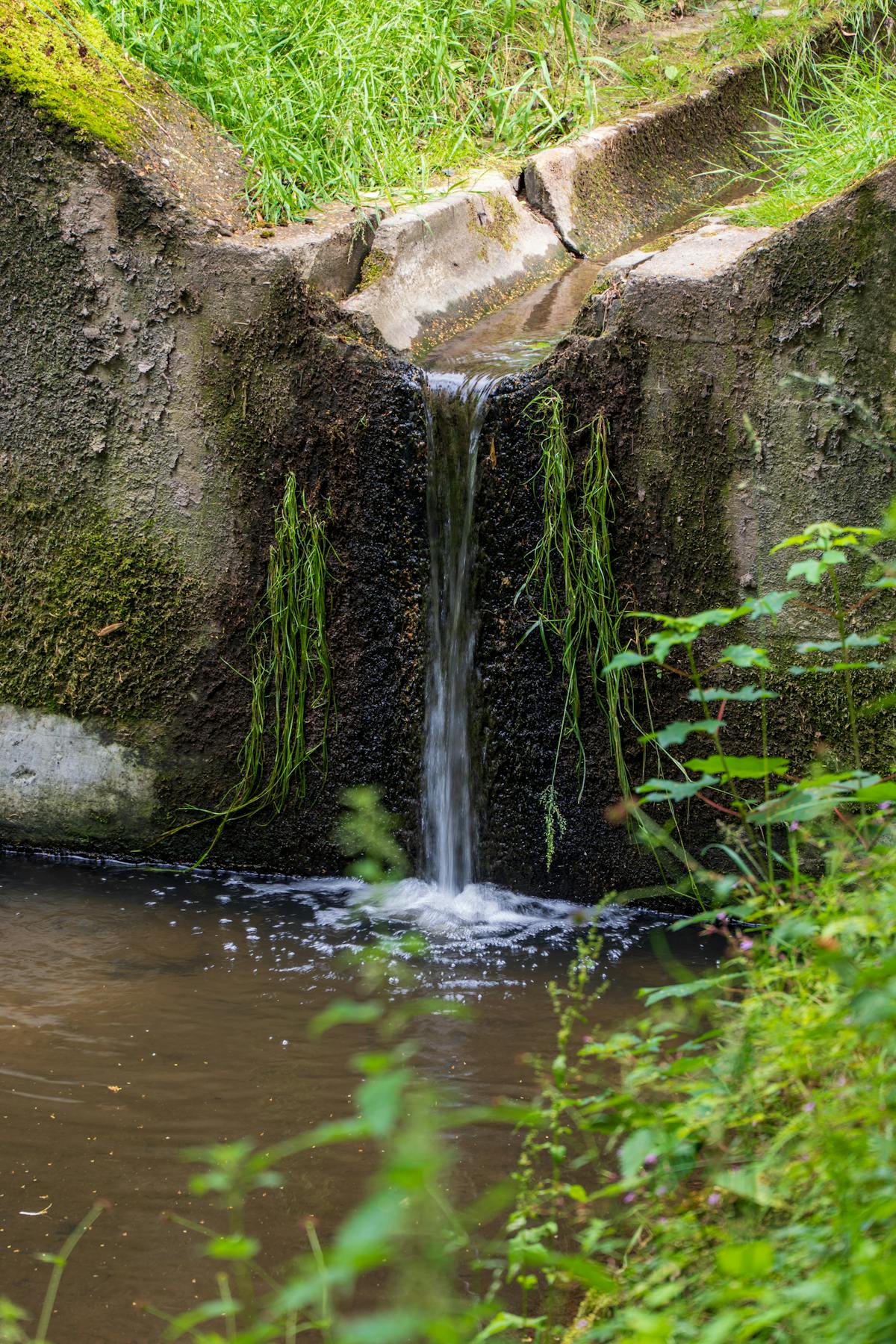 Small Waterfall Photos, Download The BEST Free Small Waterfall Stock ...