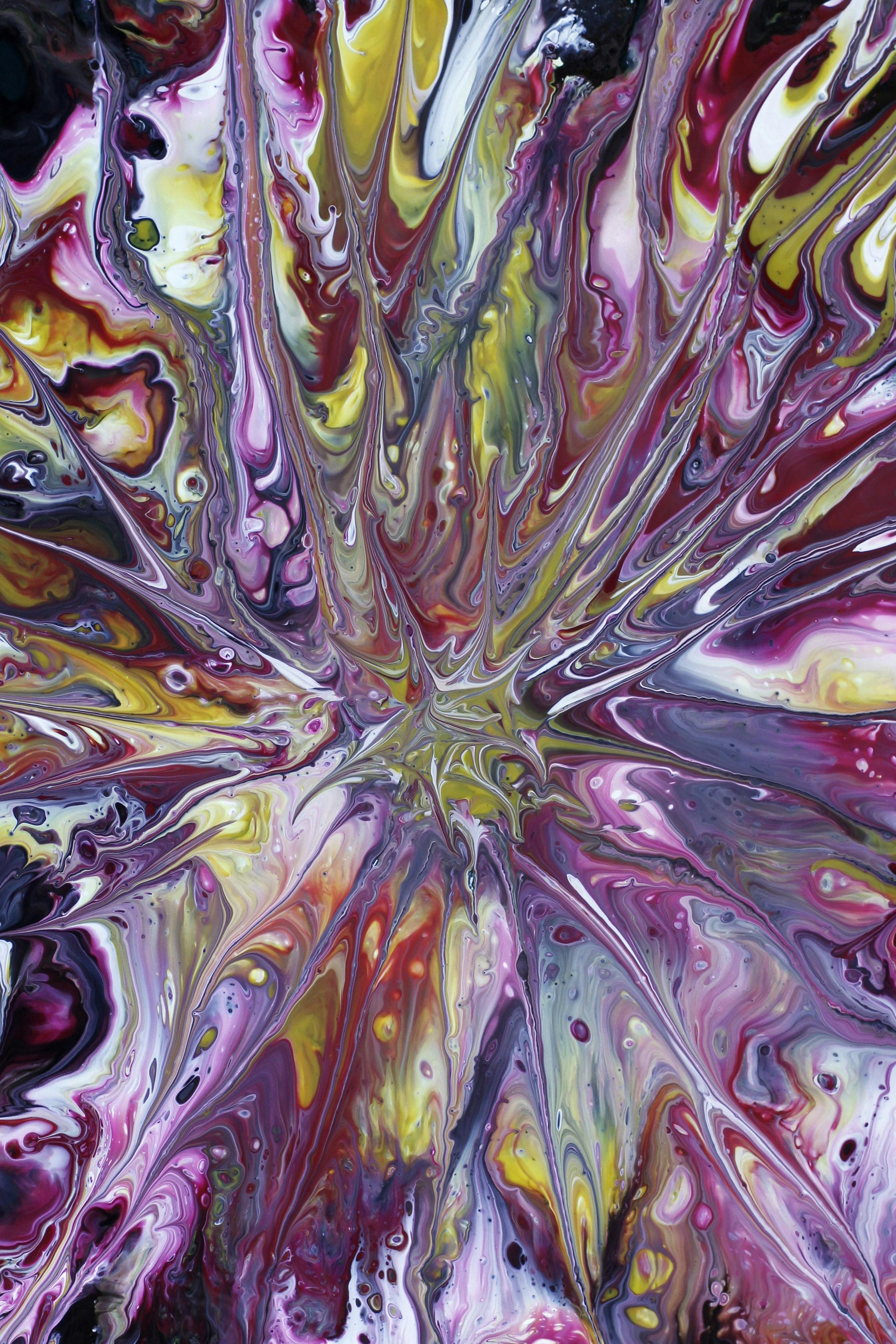 Vibrant Abstract Fluid Art with Dynamic Patterns · Free Stock Photo