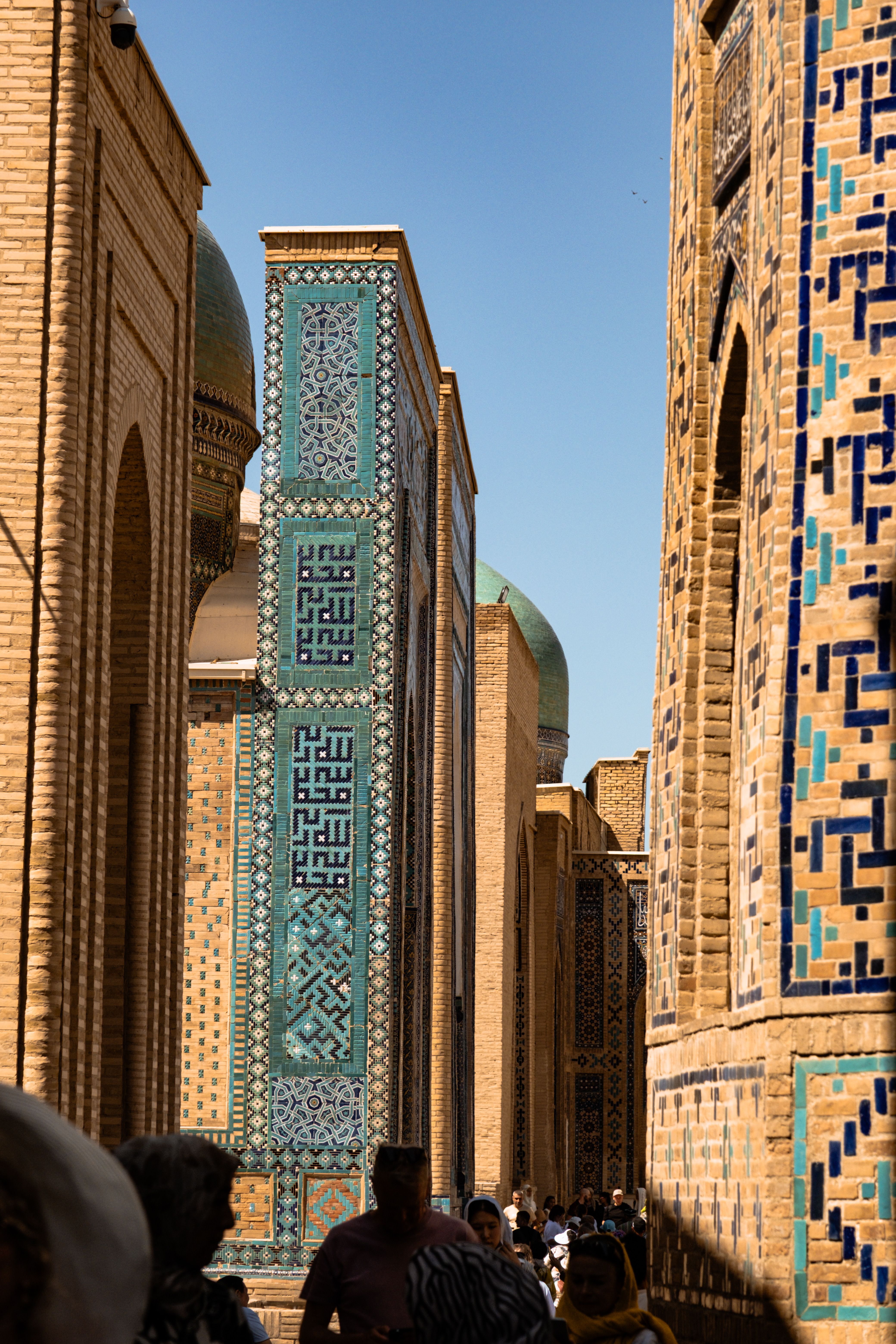 Beautiful Sunlit Corridor in Samarkand's Historic Shah-i-Zinda · Free ...