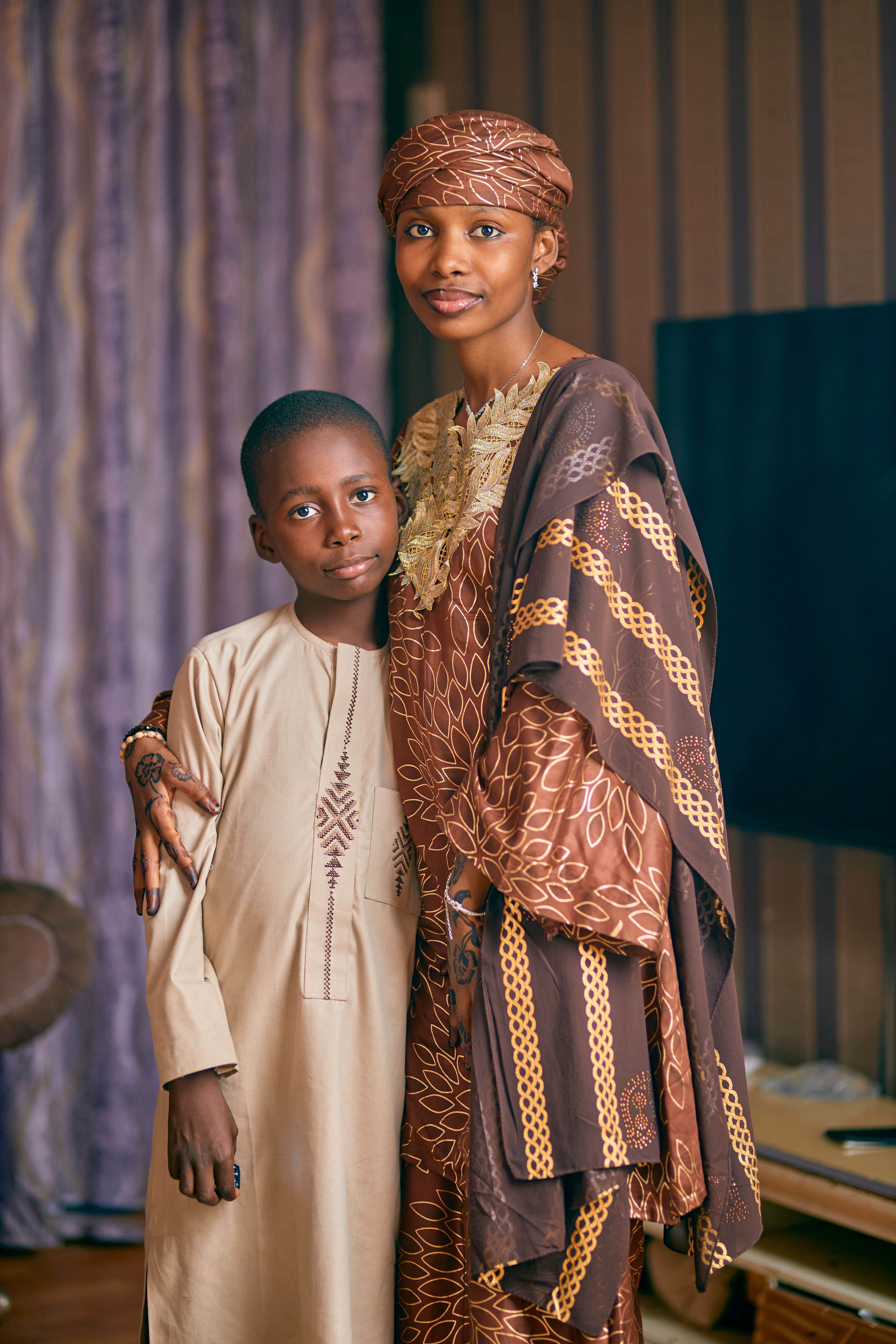 Beautiful African Traditional Family Portrait Indoors · Free Stock Photo