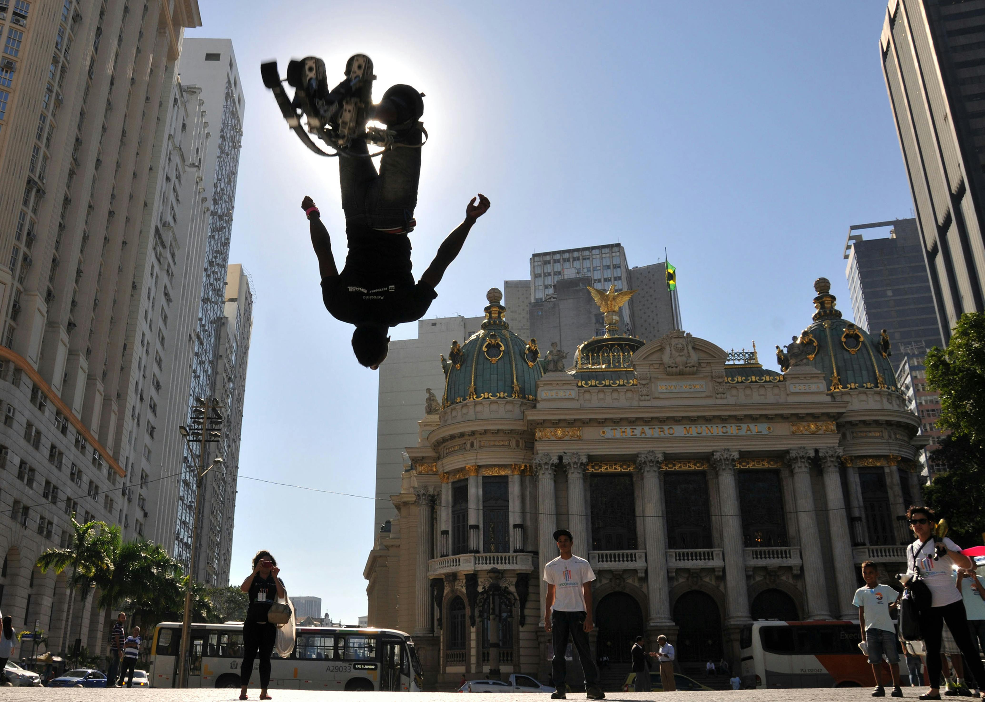 Sol De Janeiro Photos, Download The BEST Free Sol De Janeiro Stock ...