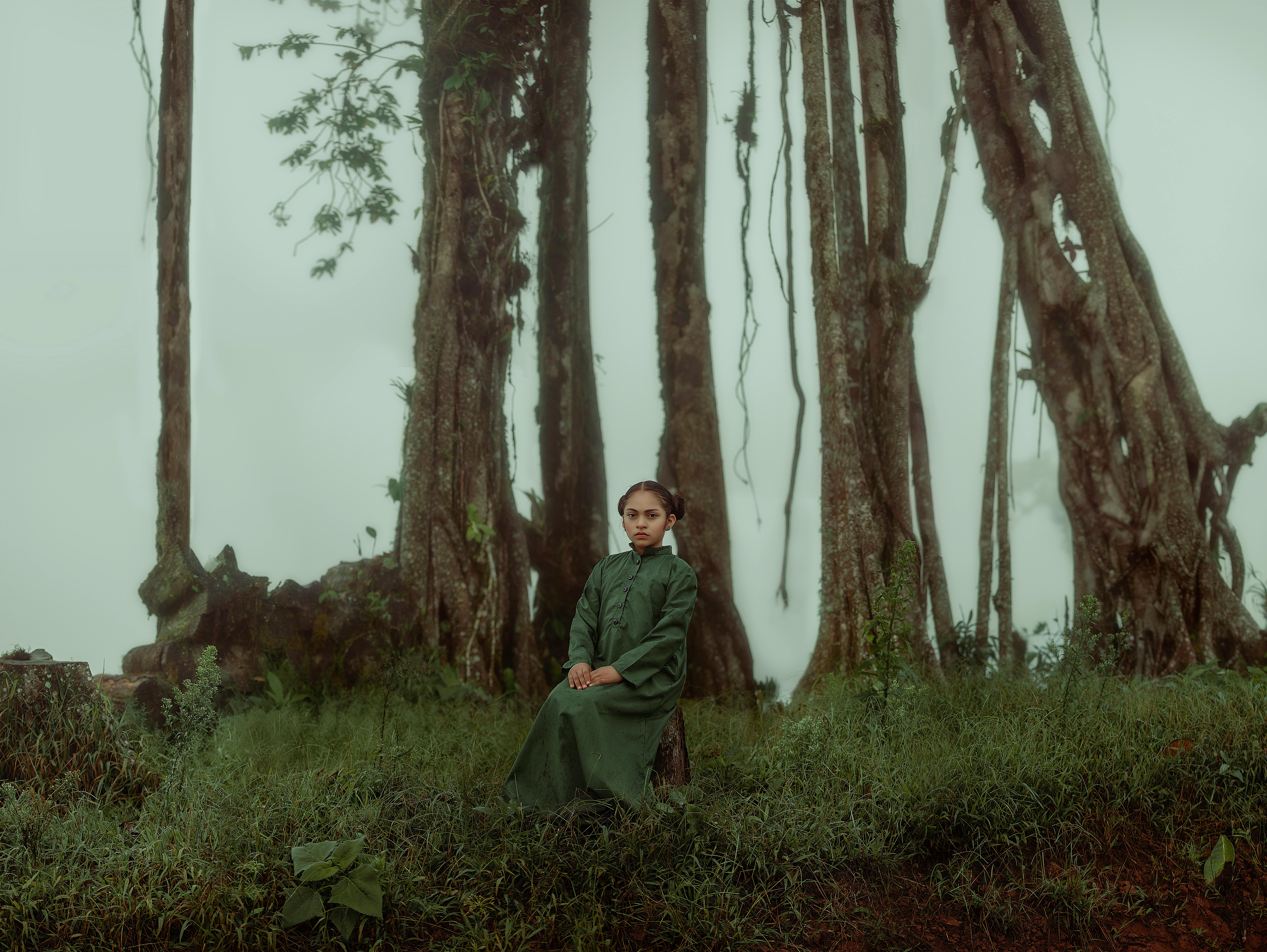 Mystical Portrait in Tingo María's Enchanted Forest · Free Stock Photo